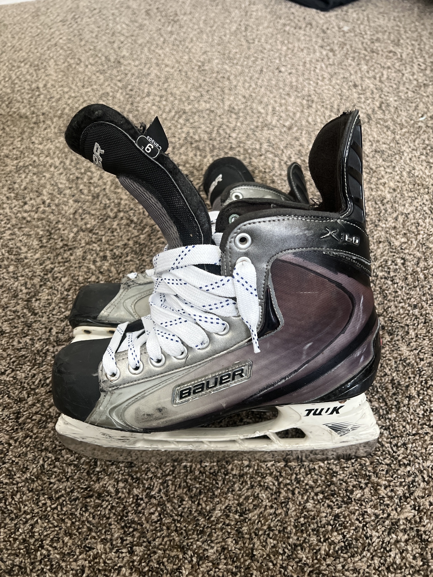Bauer Vapor X:60 Sr Ice Hockey Skates 9E | SidelineSwap