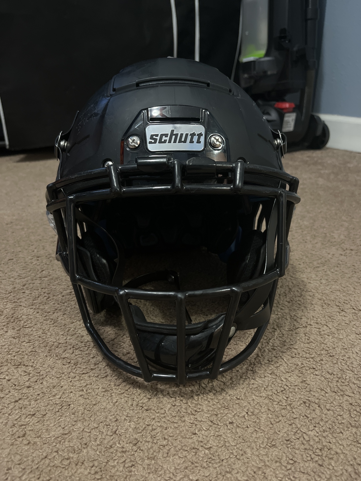 Used Medium Schutt F7 VTD Helmet | SidelineSwap