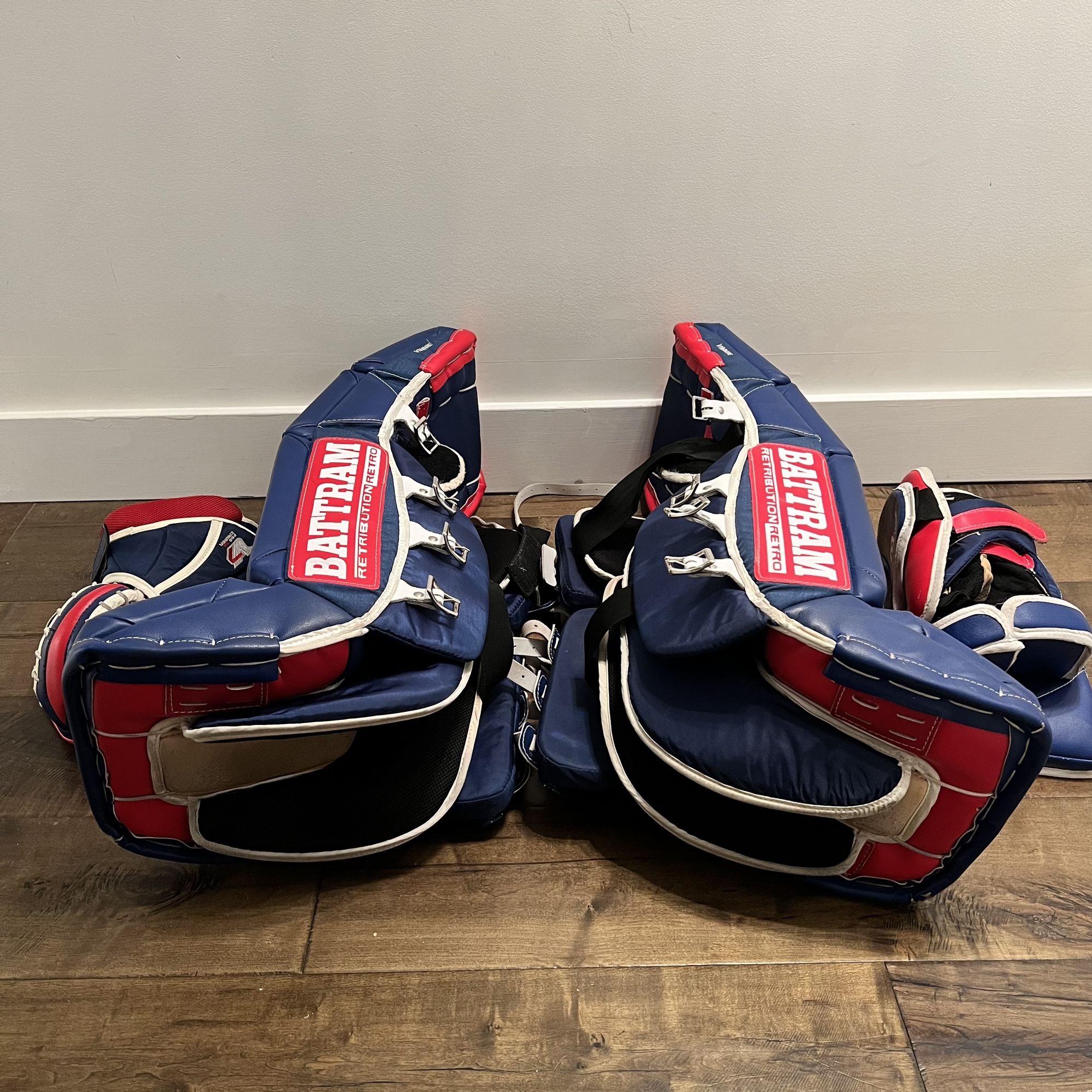 Pro Stock Battram Retro Goalie Full Set - 33.5” | SidelineSwap