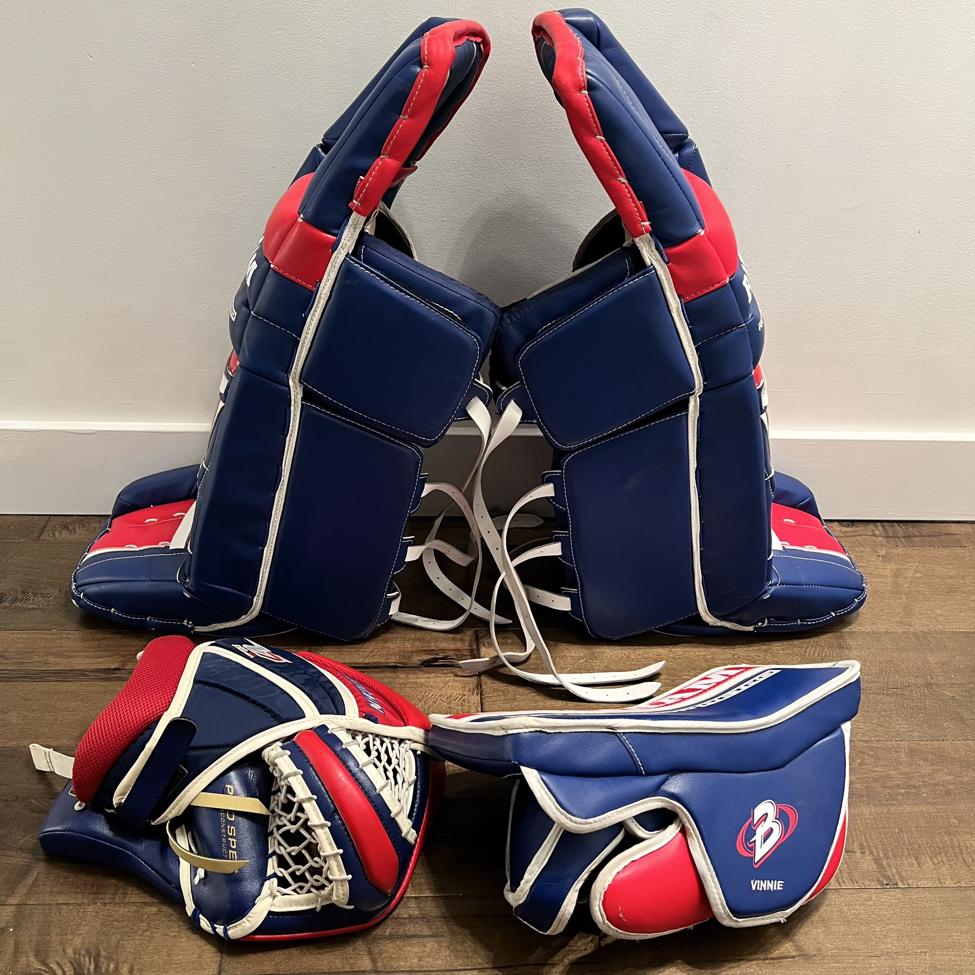 Pro Stock Battram Retro Goalie Full Set - 33.5” | SidelineSwap