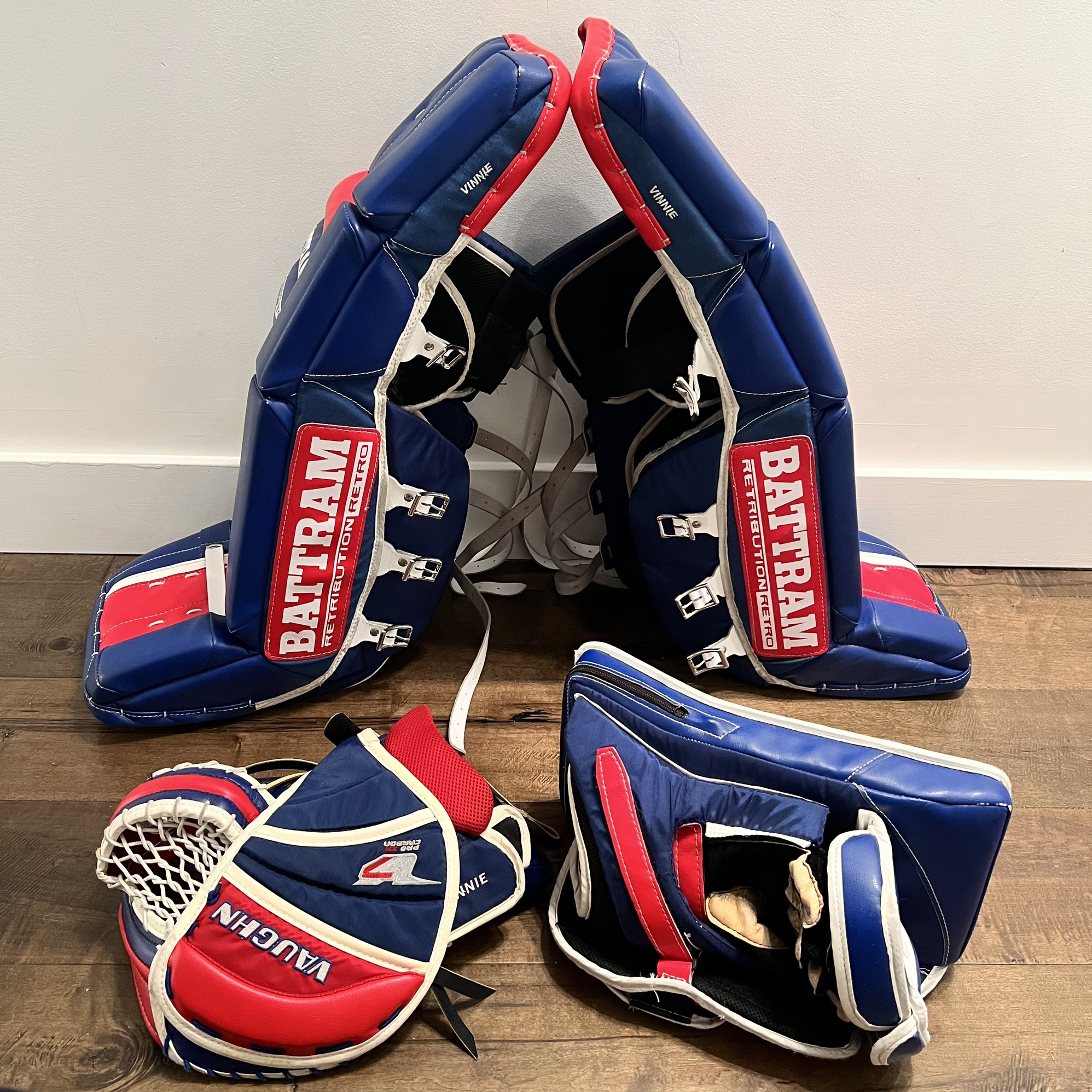Pro Stock Battram Retro Goalie Full Set - 33.5” | SidelineSwap