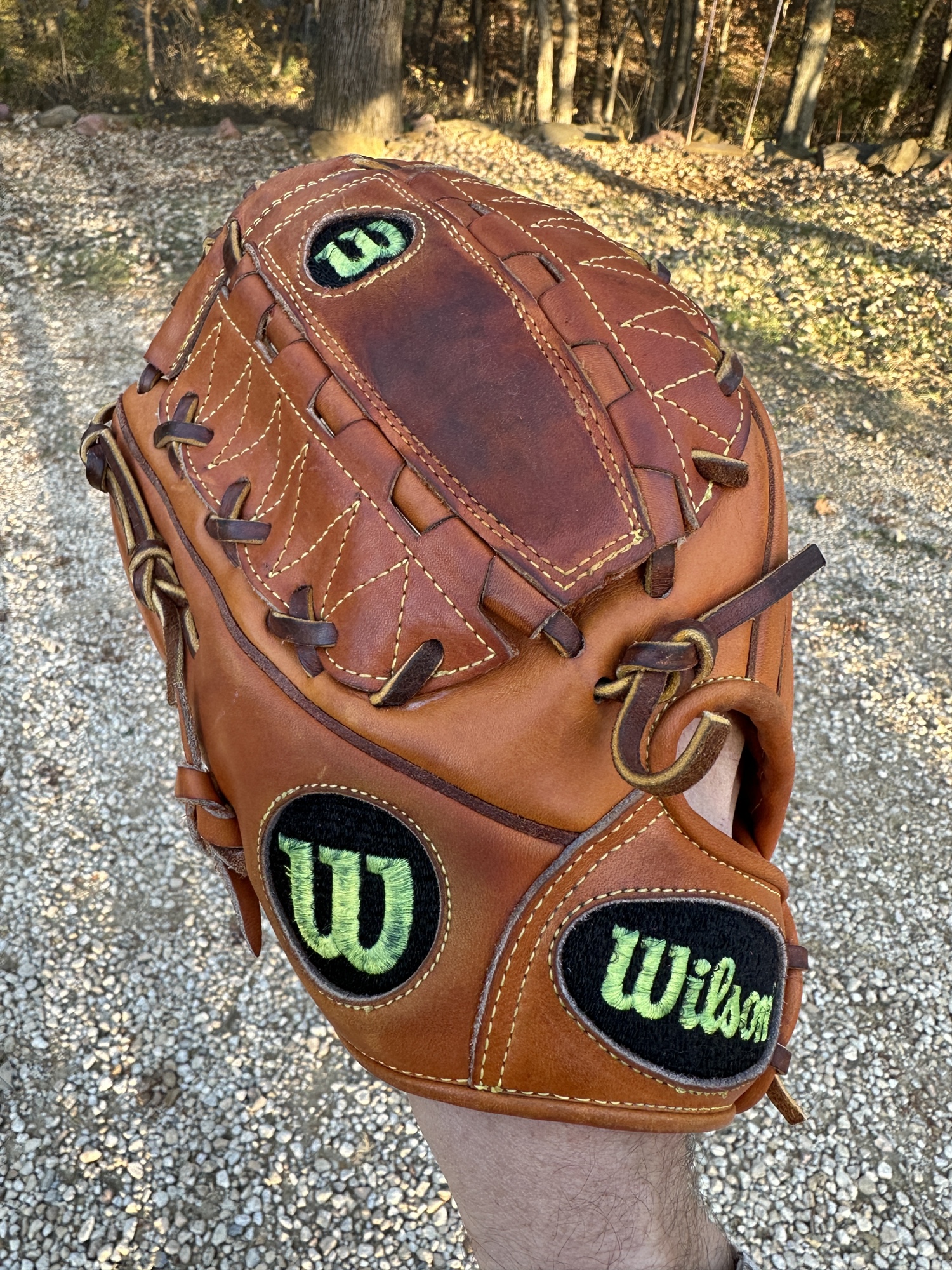 Used Left Hand Throw 11.75" A2000 Baseball Glove | SidelineSwap