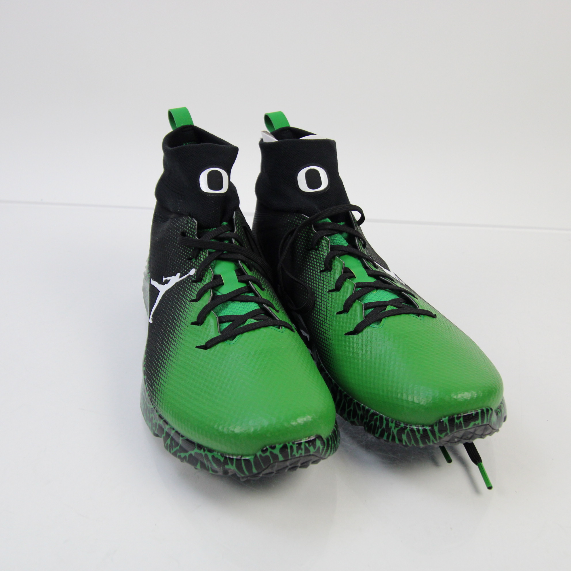 Oregon Ducks Nike Jordan Turf Cleat Men's Black/Green New 15 | SidelineSwap
