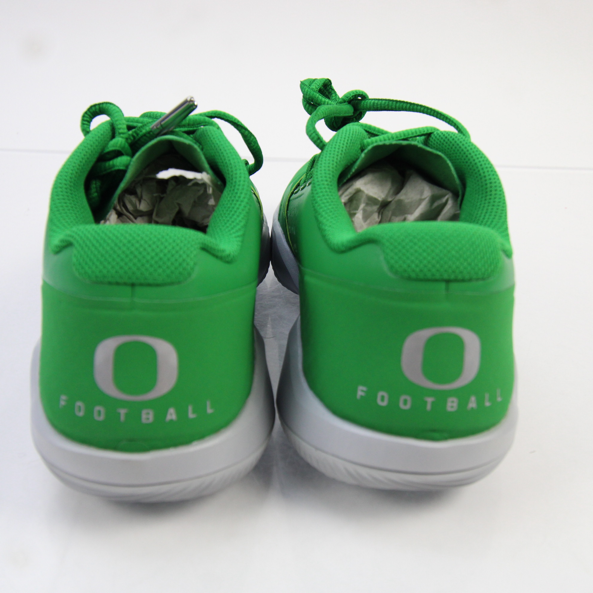 Oregon Ducks Nike Alpha Turf Cleat Men's Green/Gray New 11.5 | SidelineSwap