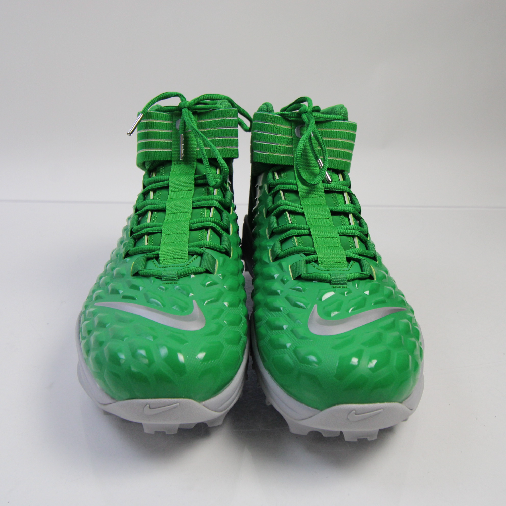 Oregon Ducks Nike Football Cleat Men's Green New 17 | SidelineSwap