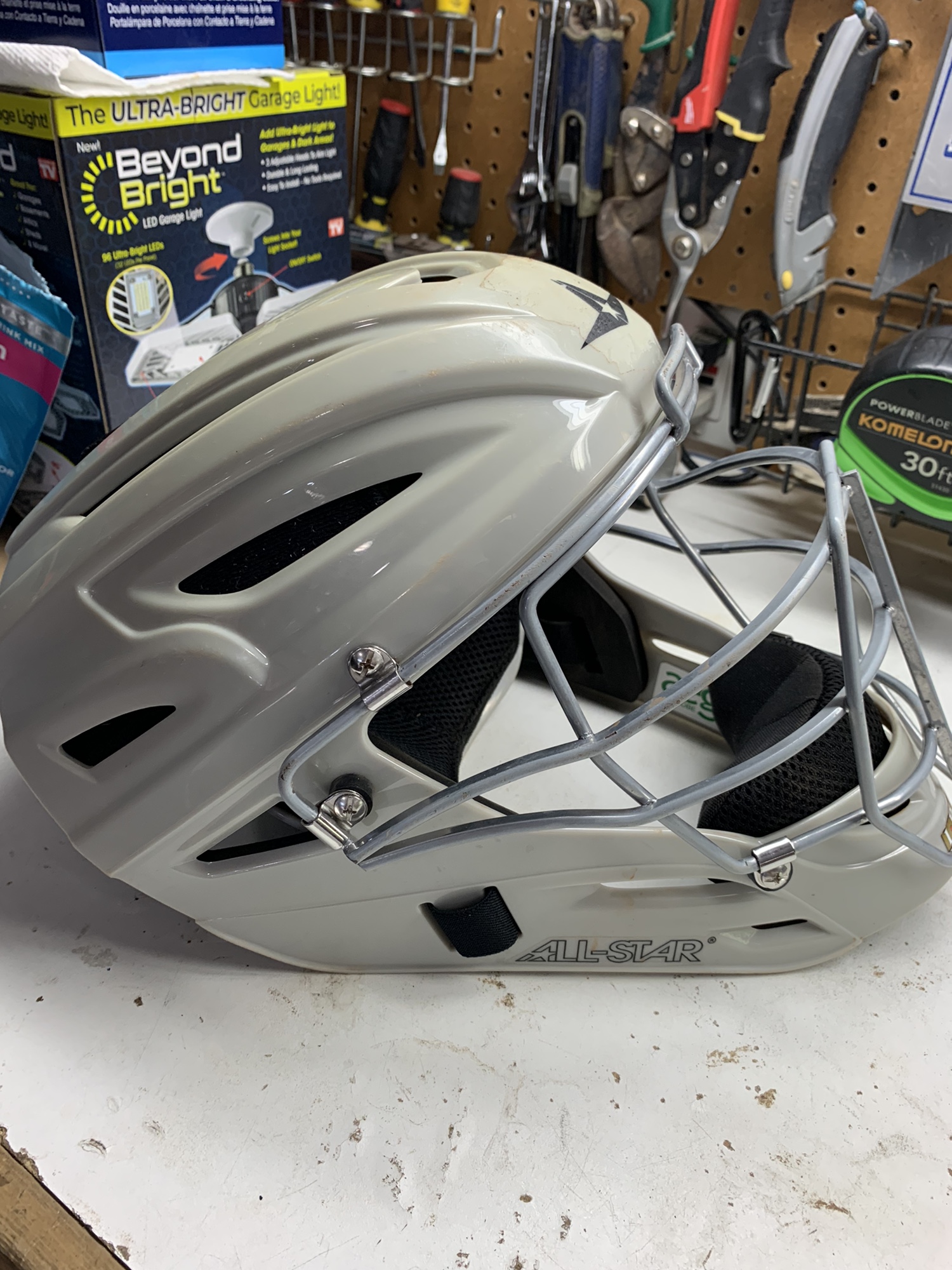 All Star Mvp 2500 Catcher's Mask | SidelineSwap