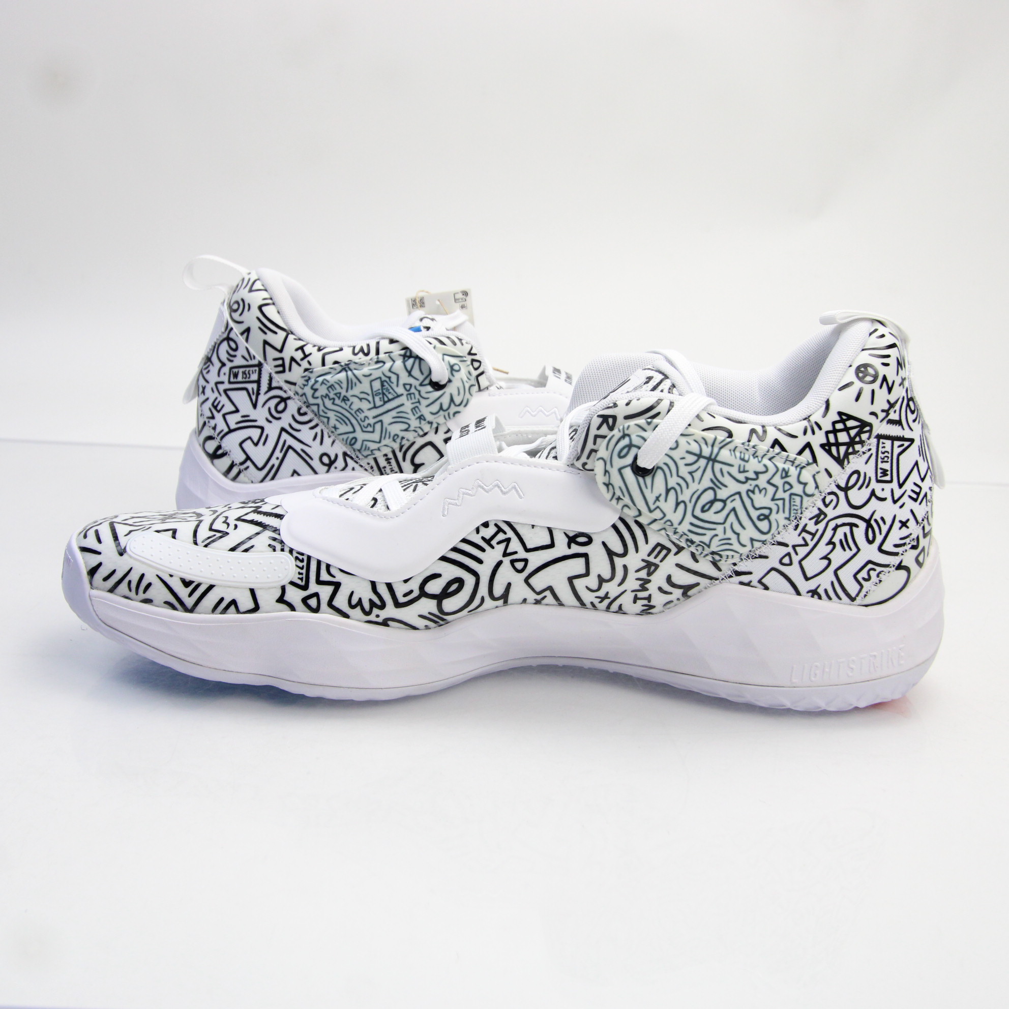 adidas Basketball Shoe Men's White/Black New without Box 20 | SidelineSwap