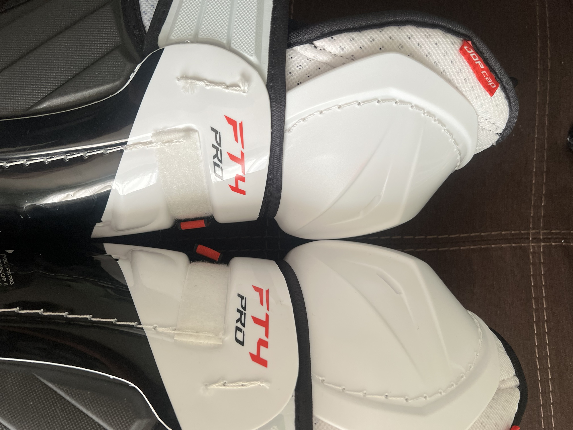 CCM Pro Stock Jetspeed FT4 pro Shin Pads | SidelineSwap