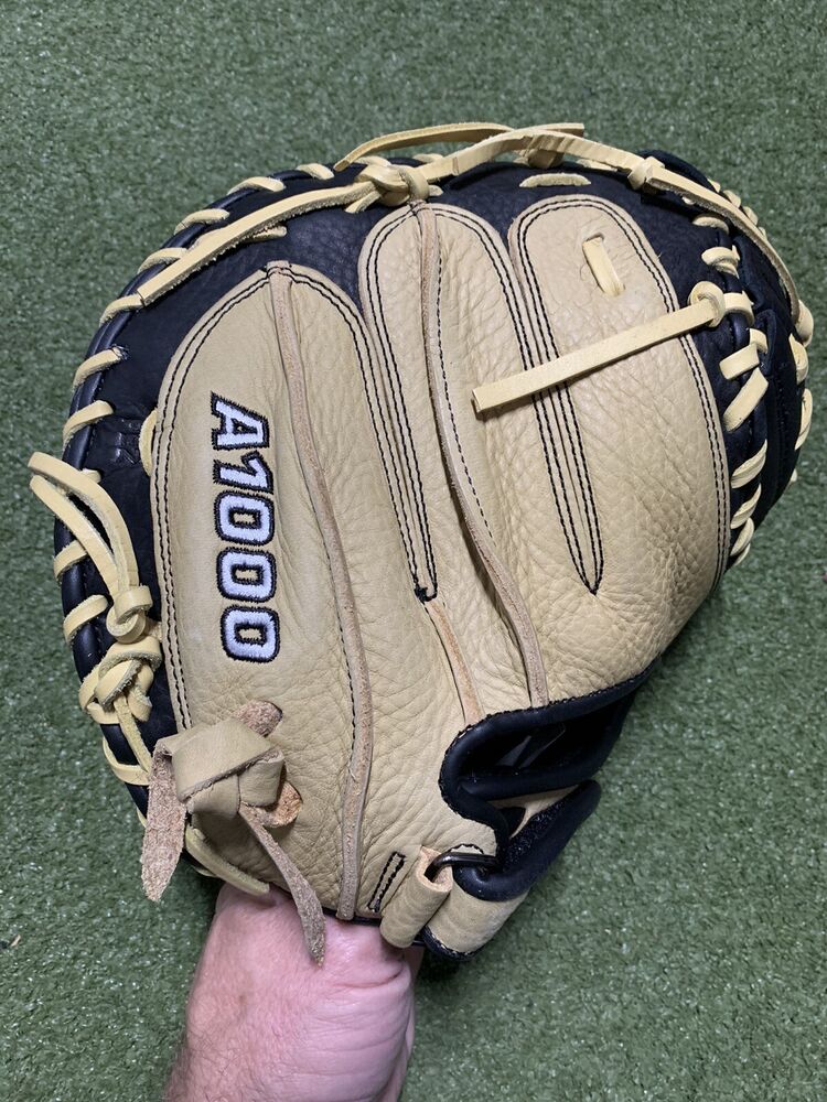 Wilson A1000 CM33 33" Baseball Catcher's Mitt ~ RHT ~ New WBW10014233 ...