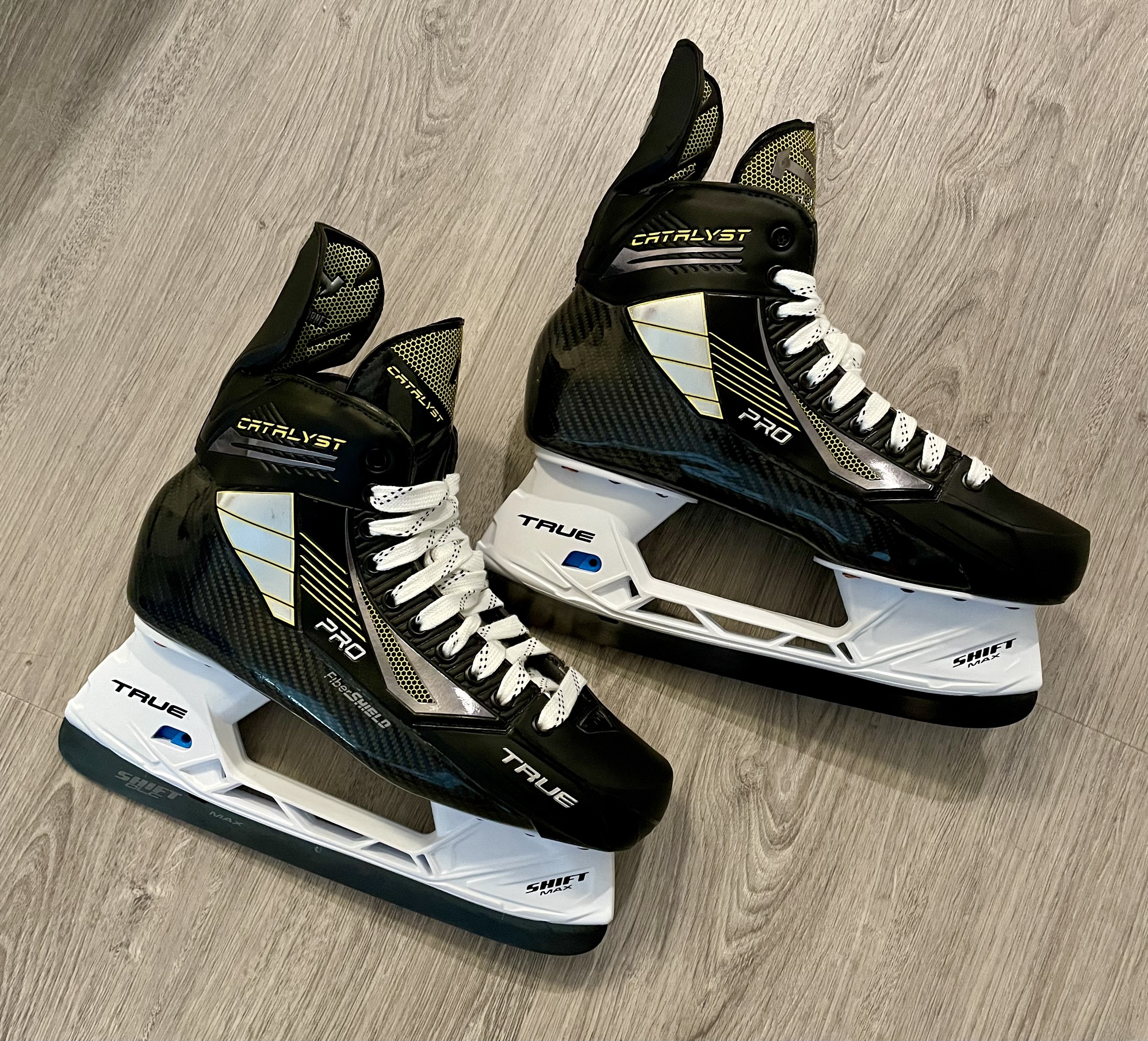 Brand new TRUE Catalyst Pro Return Skates 10.5R | SidelineSwap