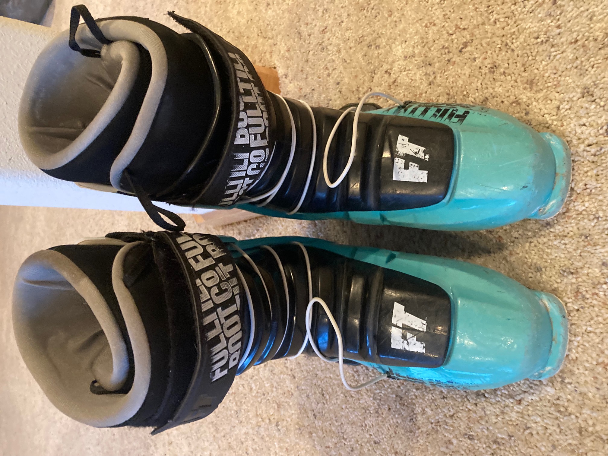 Men's Used Full Tilt Powder First Chair 8 Ski Boots Medium Flex ...