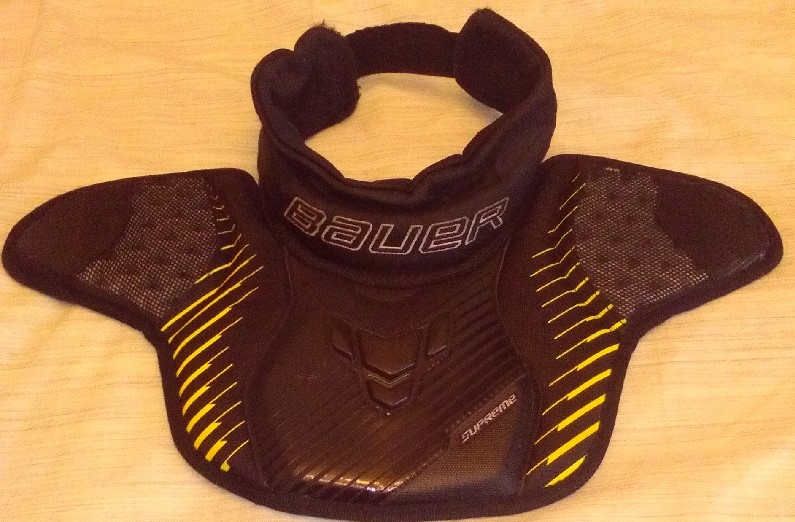 Bauer Supreme Neck Guard Goalie | SidelineSwap