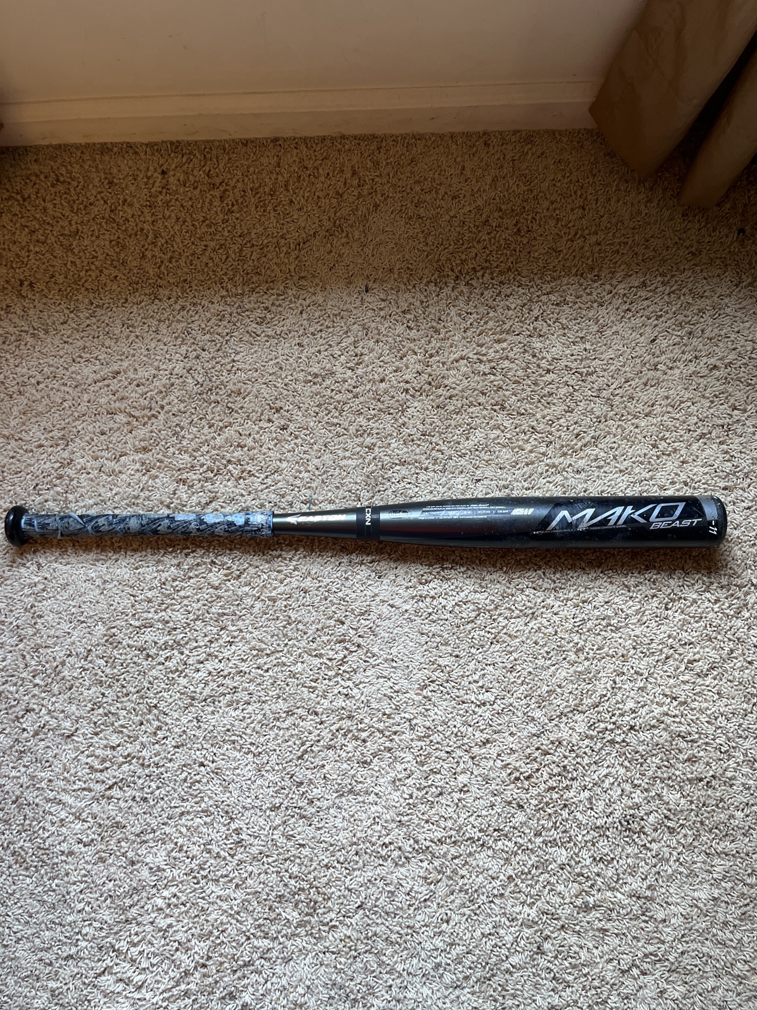 2017 Easton Mako Beast baseball bat | SidelineSwap