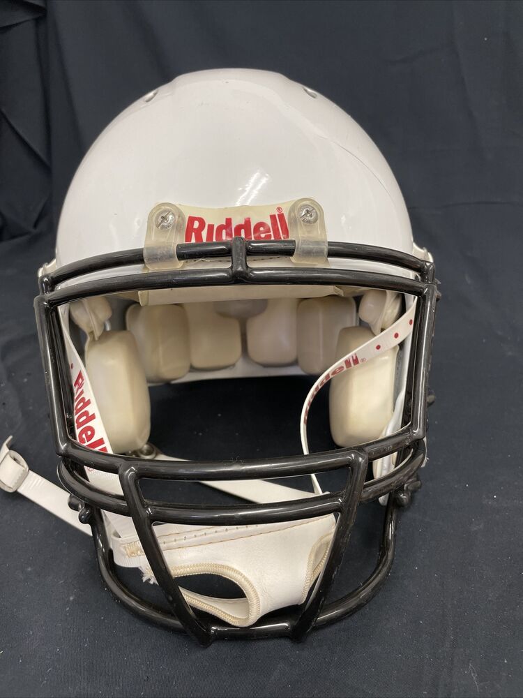 RIDDELL REVOLUTION WHITE COLOR FOOTBALL HELMET ADULT MED. The initial ...