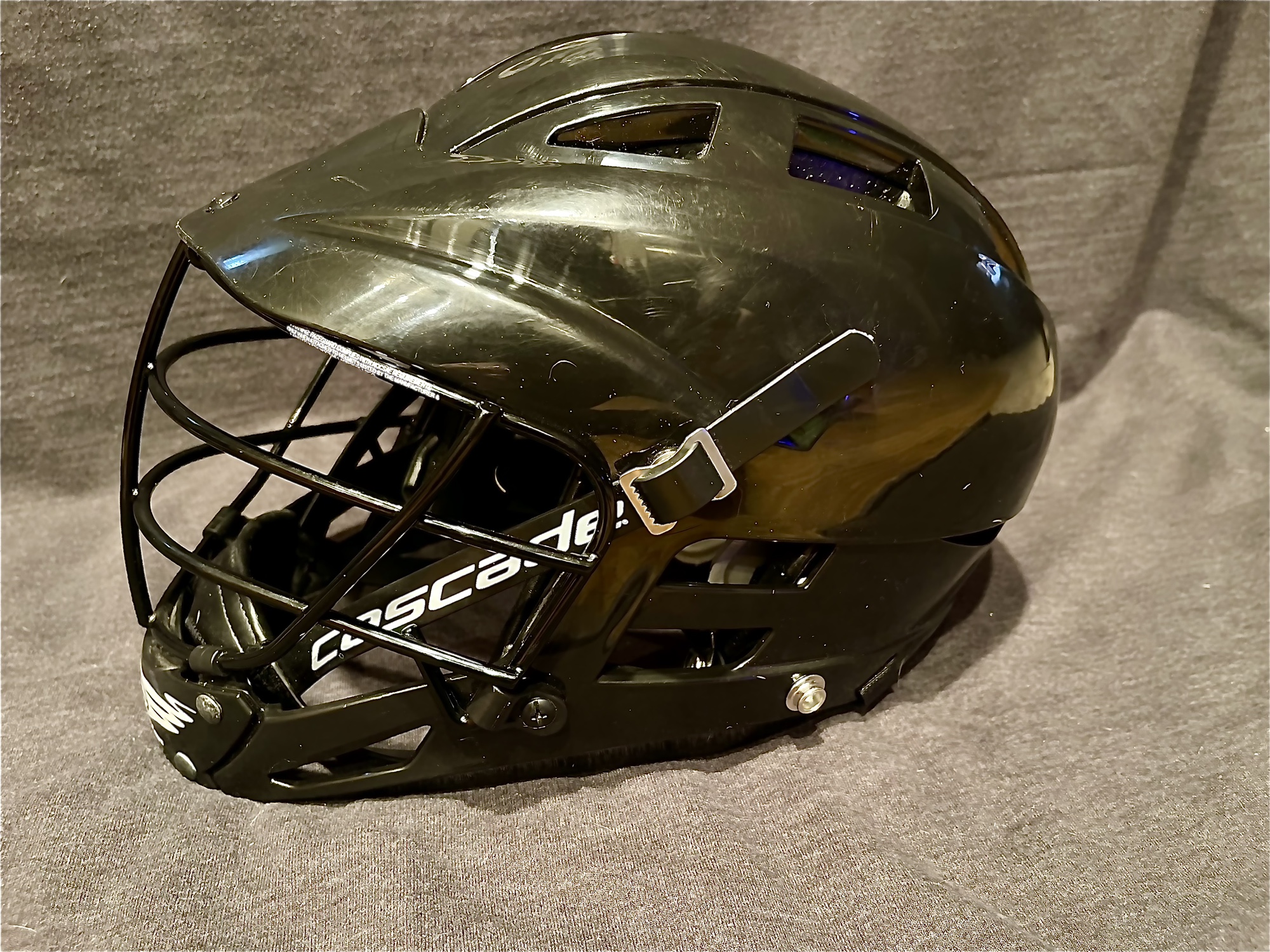 Used Lacrosse Youth Cascade Cs Helmet | SidelineSwap