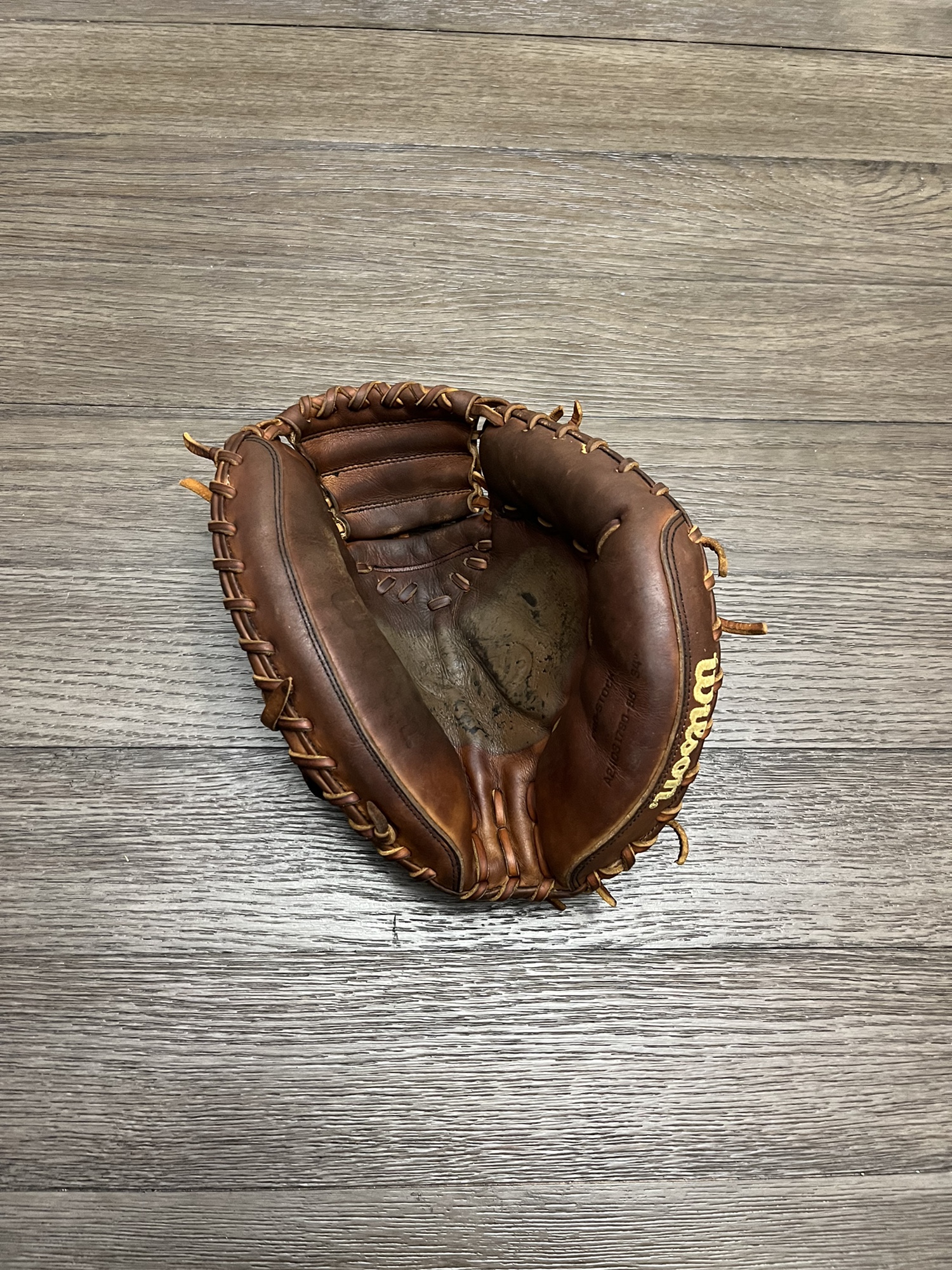 Wilson A2000 1790 34” Catchers Mitt | SidelineSwap