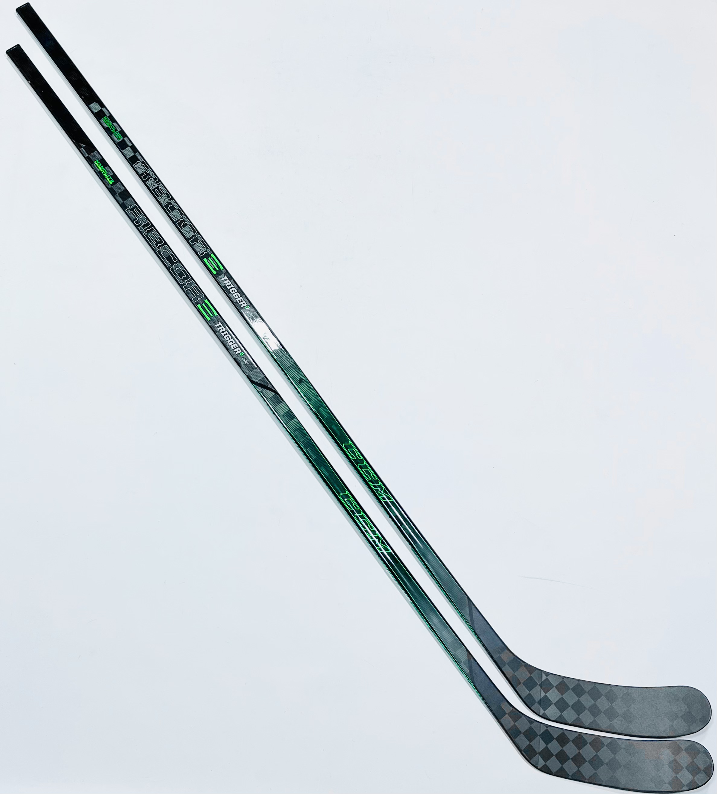 New 2 Pack CCM Ribcore Trigger 5 Pro Hockey Sticks-LH-75 Flex-P28M ...