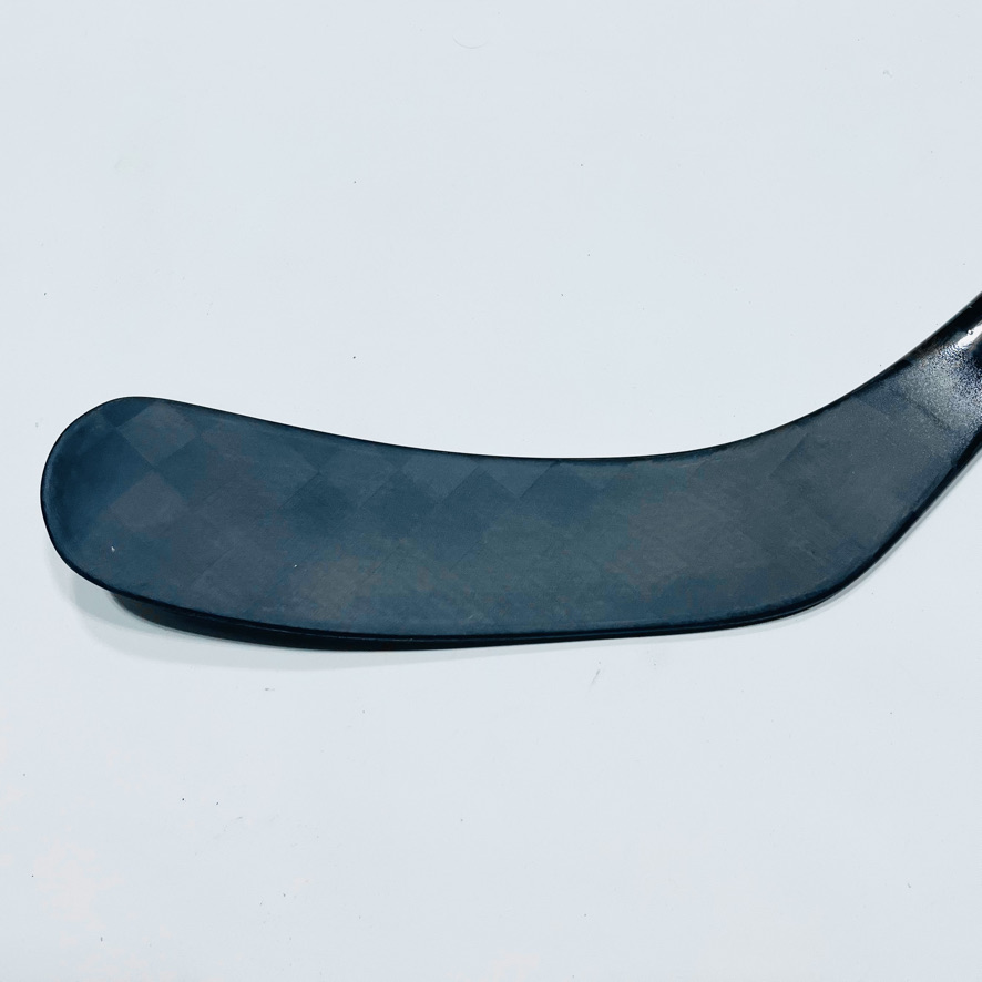 New Bauer Vapor Flylite Hockey Stick-RH-70 Flex-P90T-Stick' Em Grip W ...