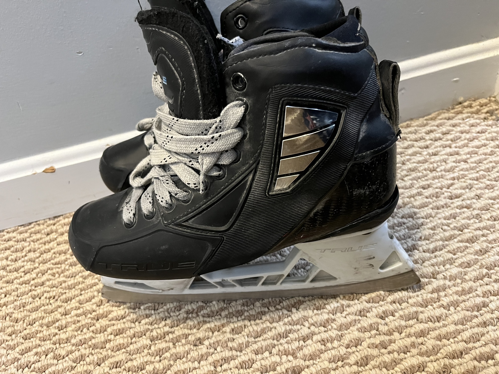 Used True Size 9 Custom Pro Hockey Goalie Skates | SidelineSwap