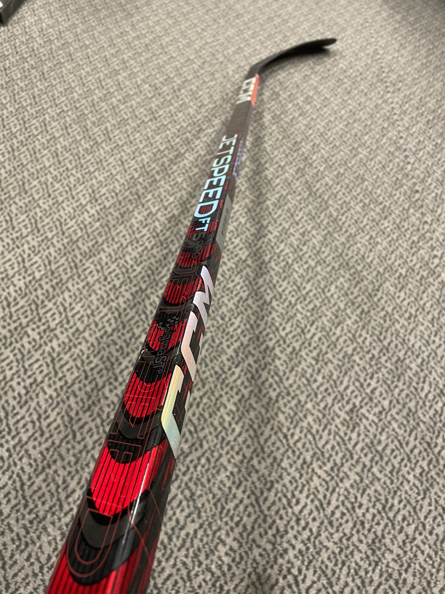 CCM FT5 Pro 70 flex P29 curve left hand stick | SidelineSwap