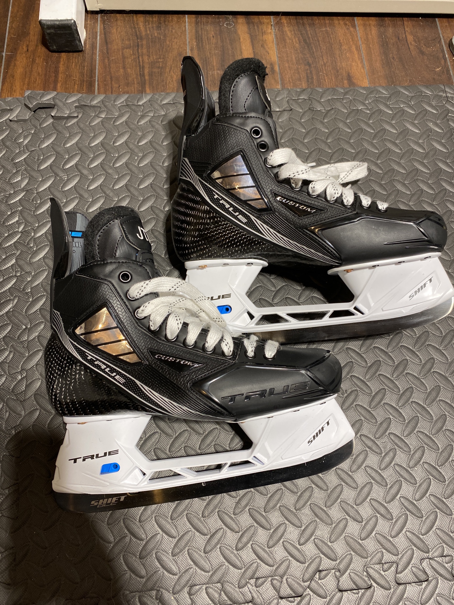 New True TF Pro Custom Hockey Skates Size 10 | SidelineSwap