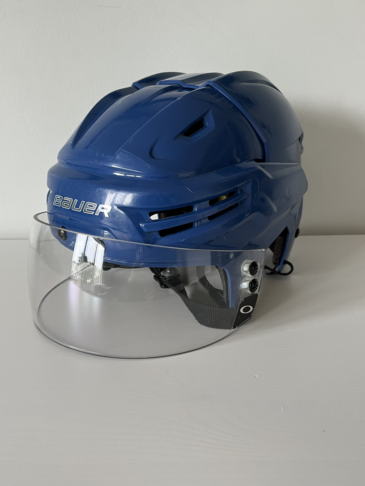 Used Medium Bauer Re-Akt Helmet Blue With Pro Stock Oakley Straight Cut ...