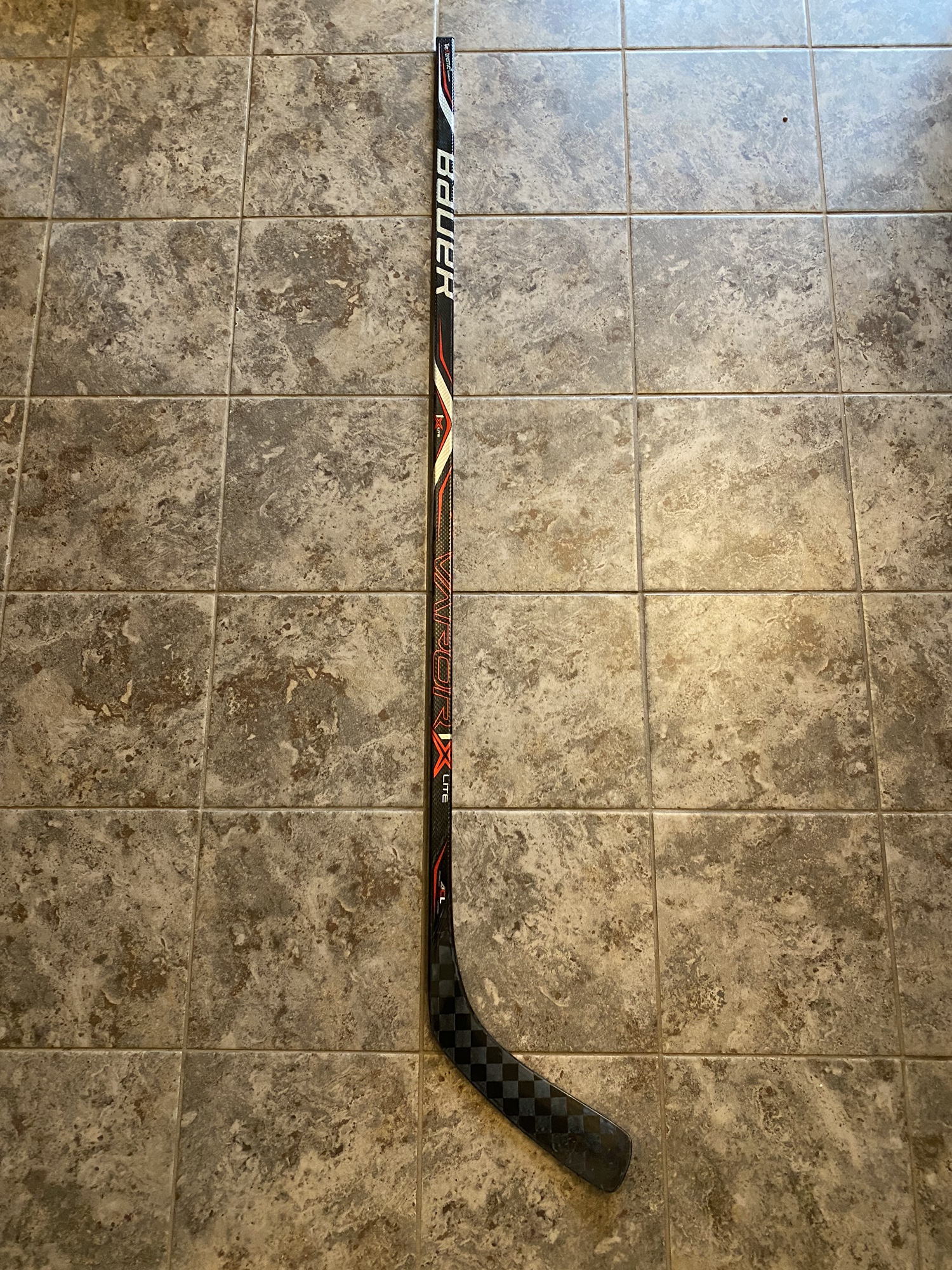 Senior Left Hand Patrick Kane 95 Flex Mid Pattern Pro Stock Vapor 1X ...