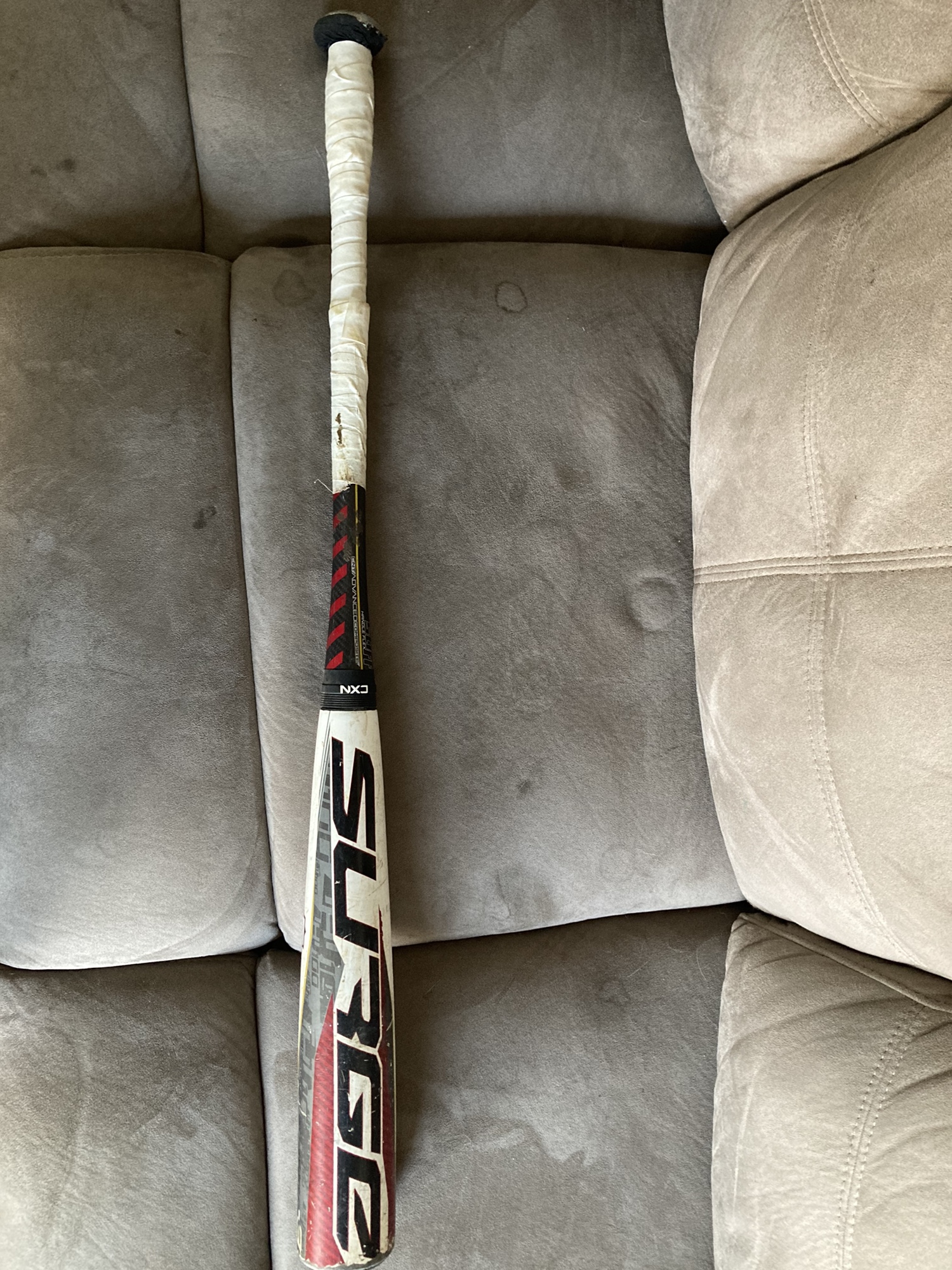 Used BBCOR Certified Easton (-3) 30 oz 33" Surge Bat | SidelineSwap