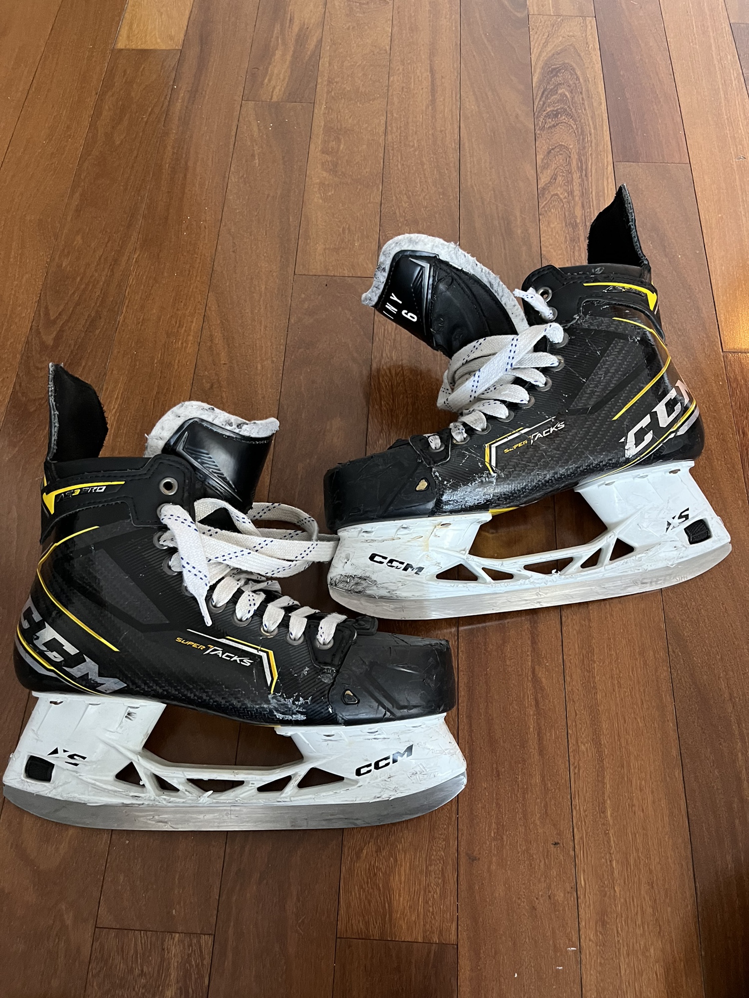CCM Senior Men’s SuperTacks AS 3 Pro Hockey Skates | SidelineSwap