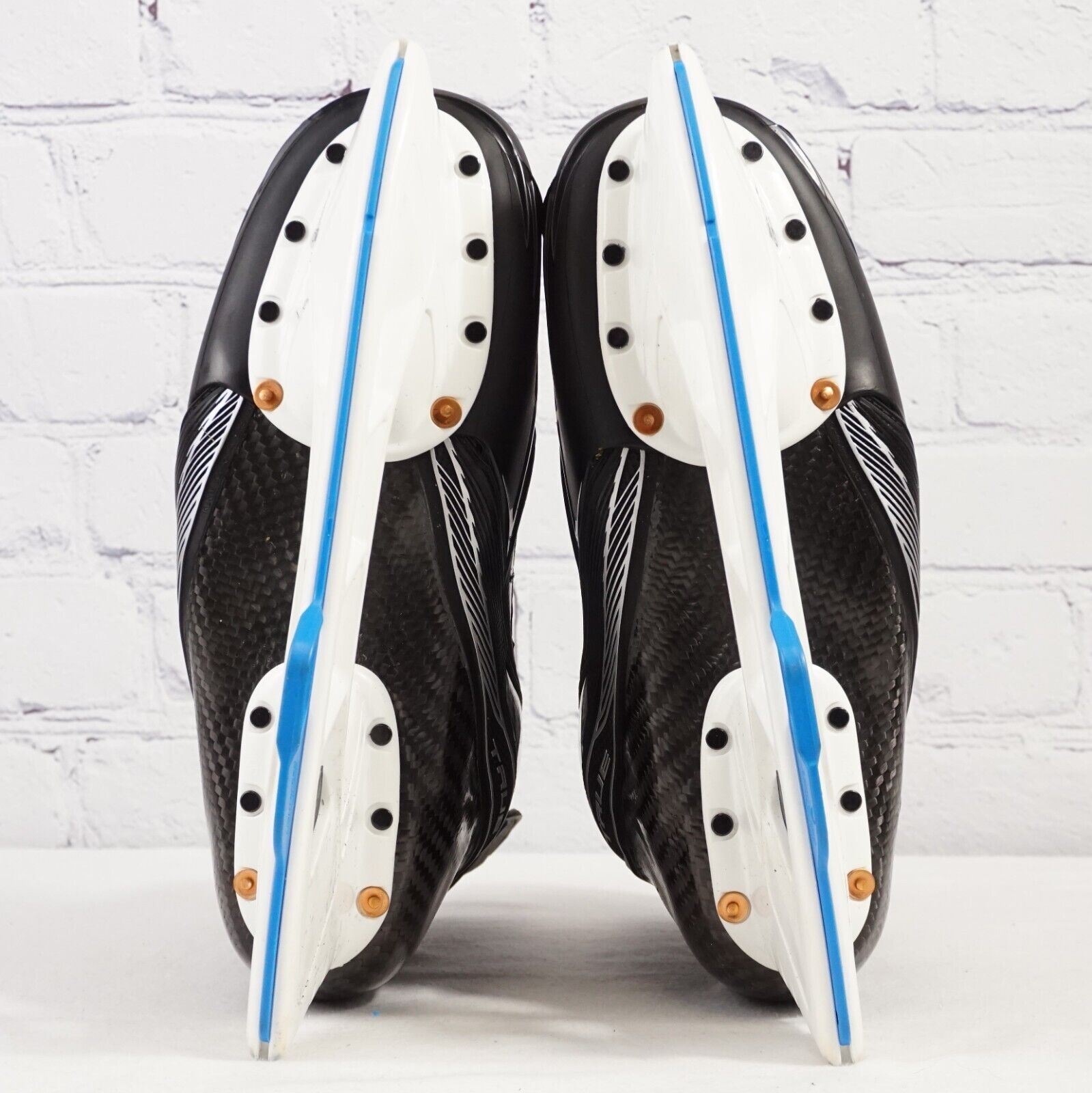 Senior New True Pro Custom Hockey Skates Size 12 New in Carry Bag With ...