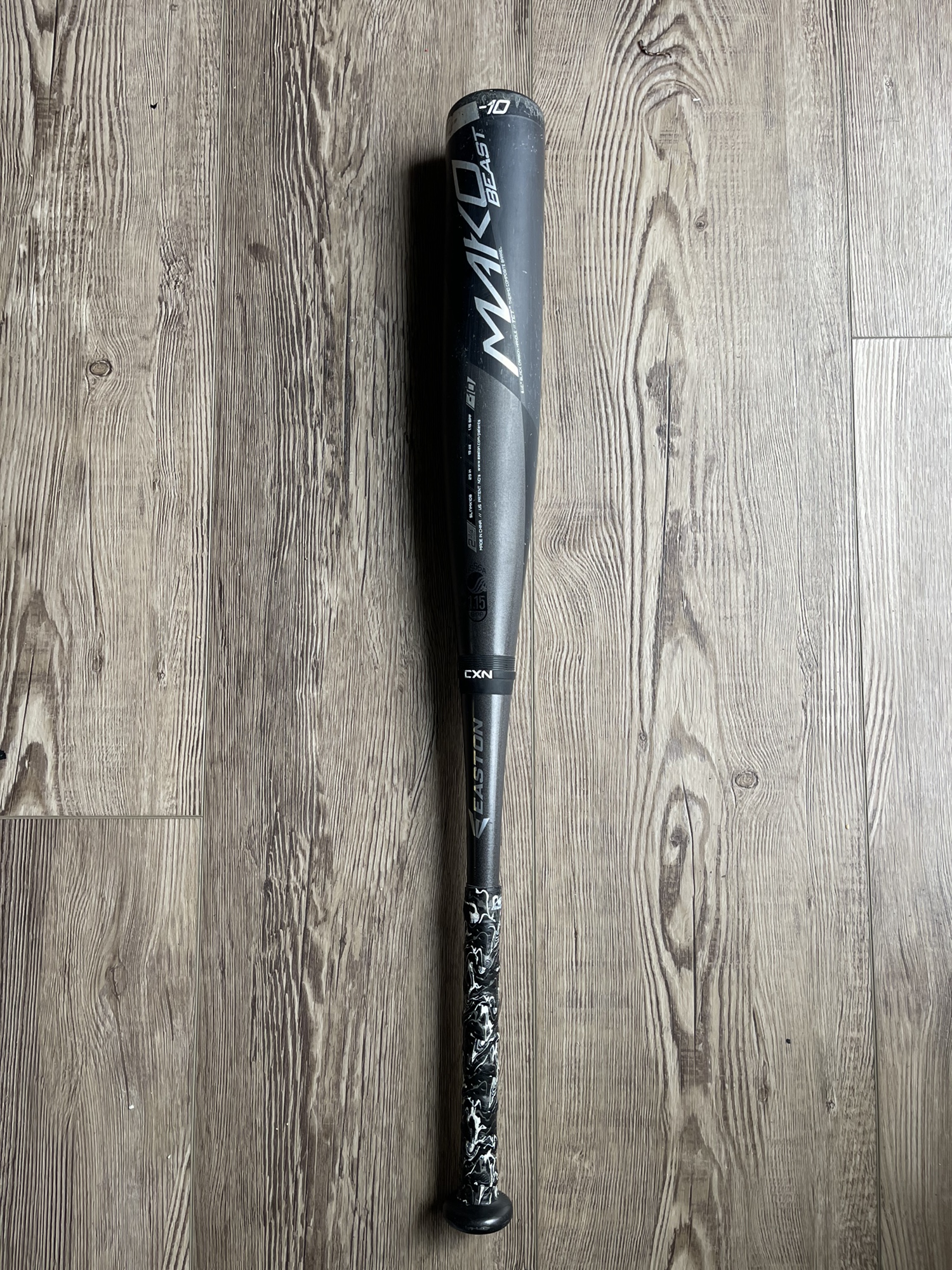 USSSA Certified Composite (-10) 19 oz 29" Mako Beast Bat | SidelineSwap
