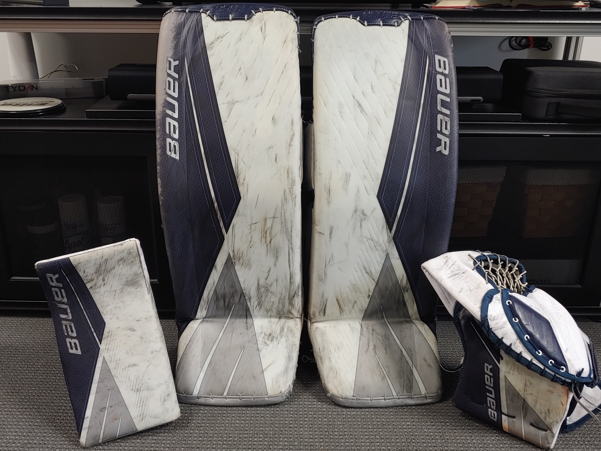 Used Custom Bauer medium (34”) Ultrasonic goalie pads | SidelineSwap