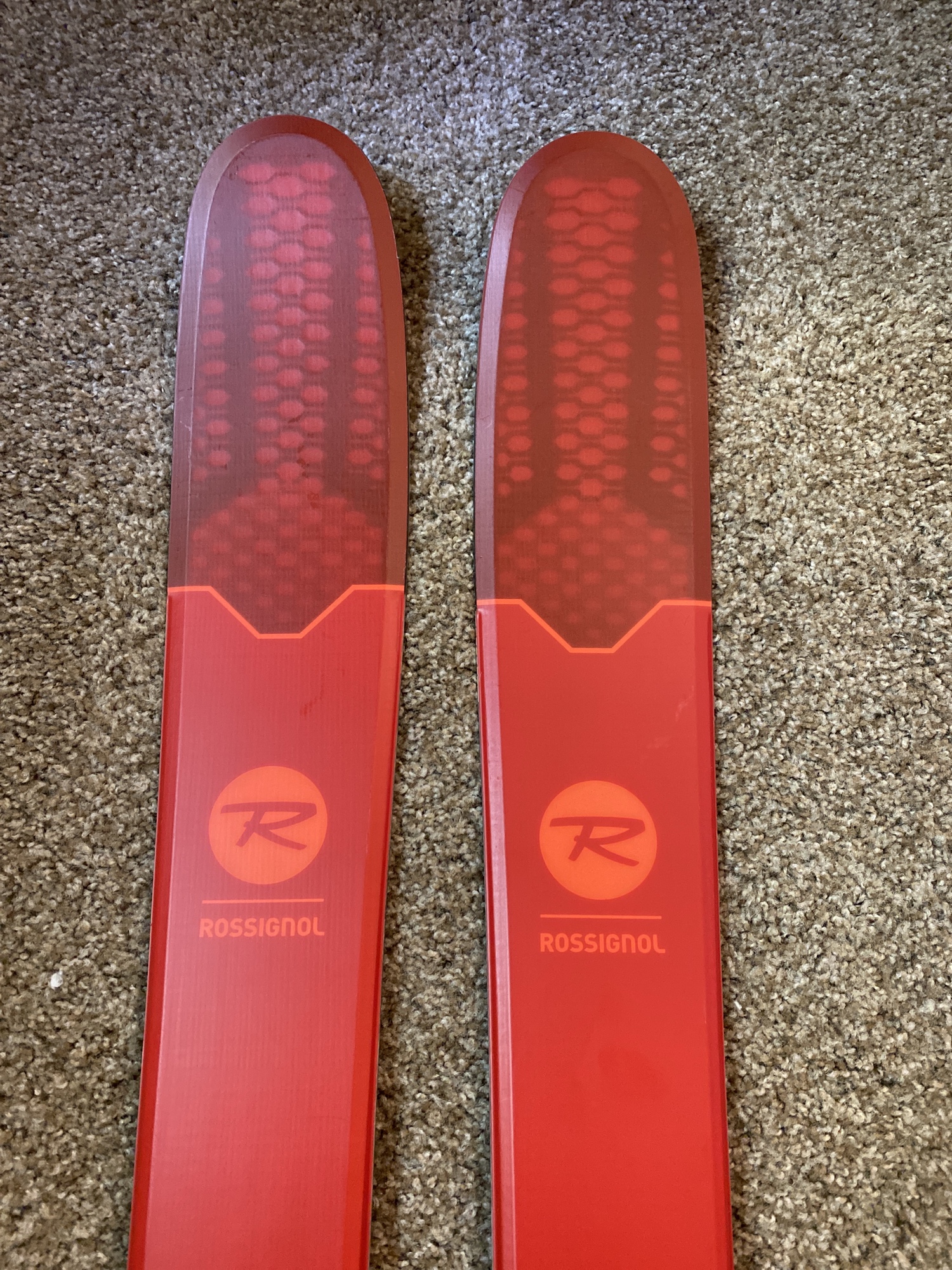 Gently used 2019 Rossignol Seek 7 HD Skis with bindings! | SidelineSwap