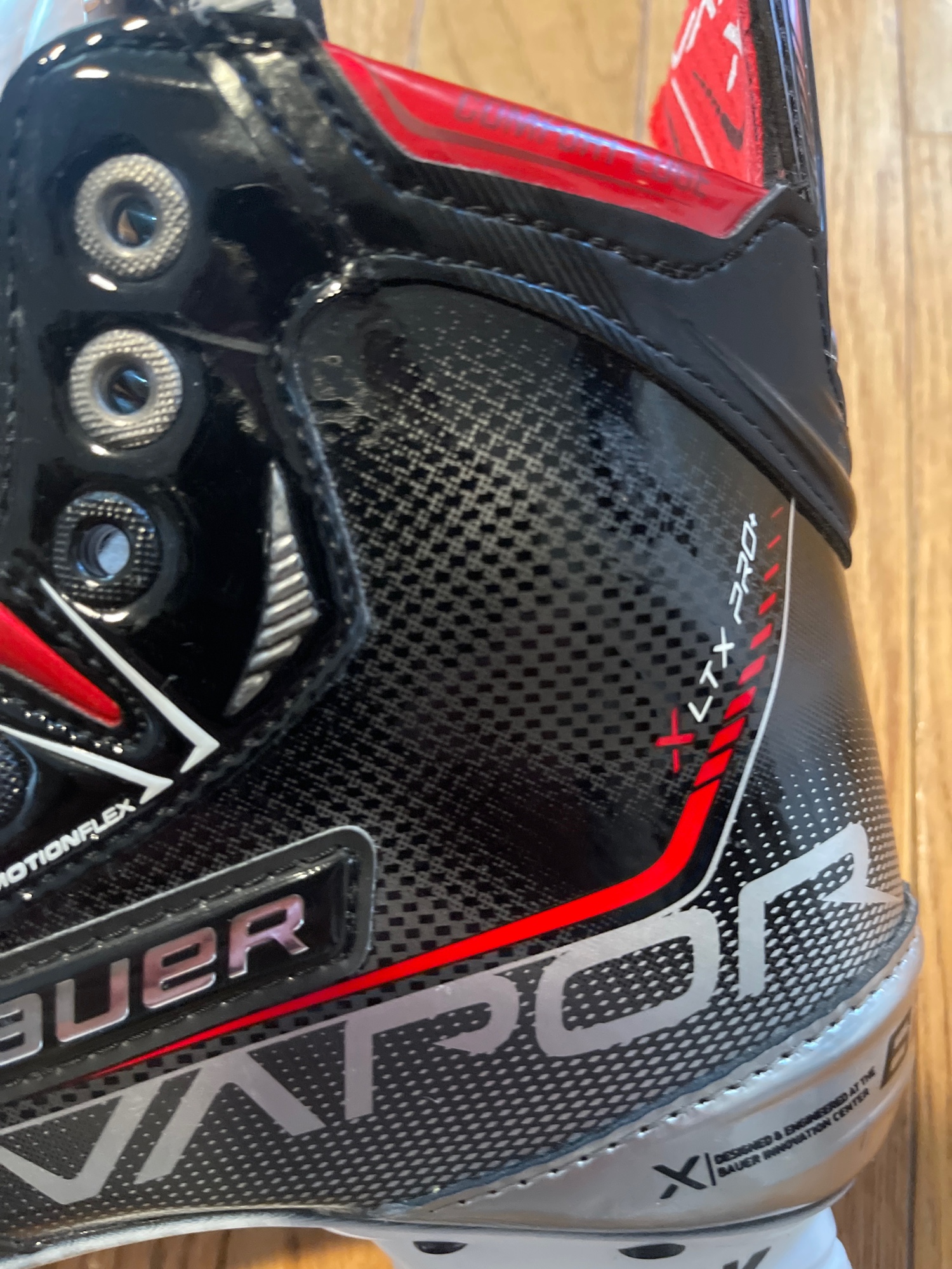 Used Bauer Regular Width Pro Stock Size 1 Vapor X LTX Pro Hockey Skates ...