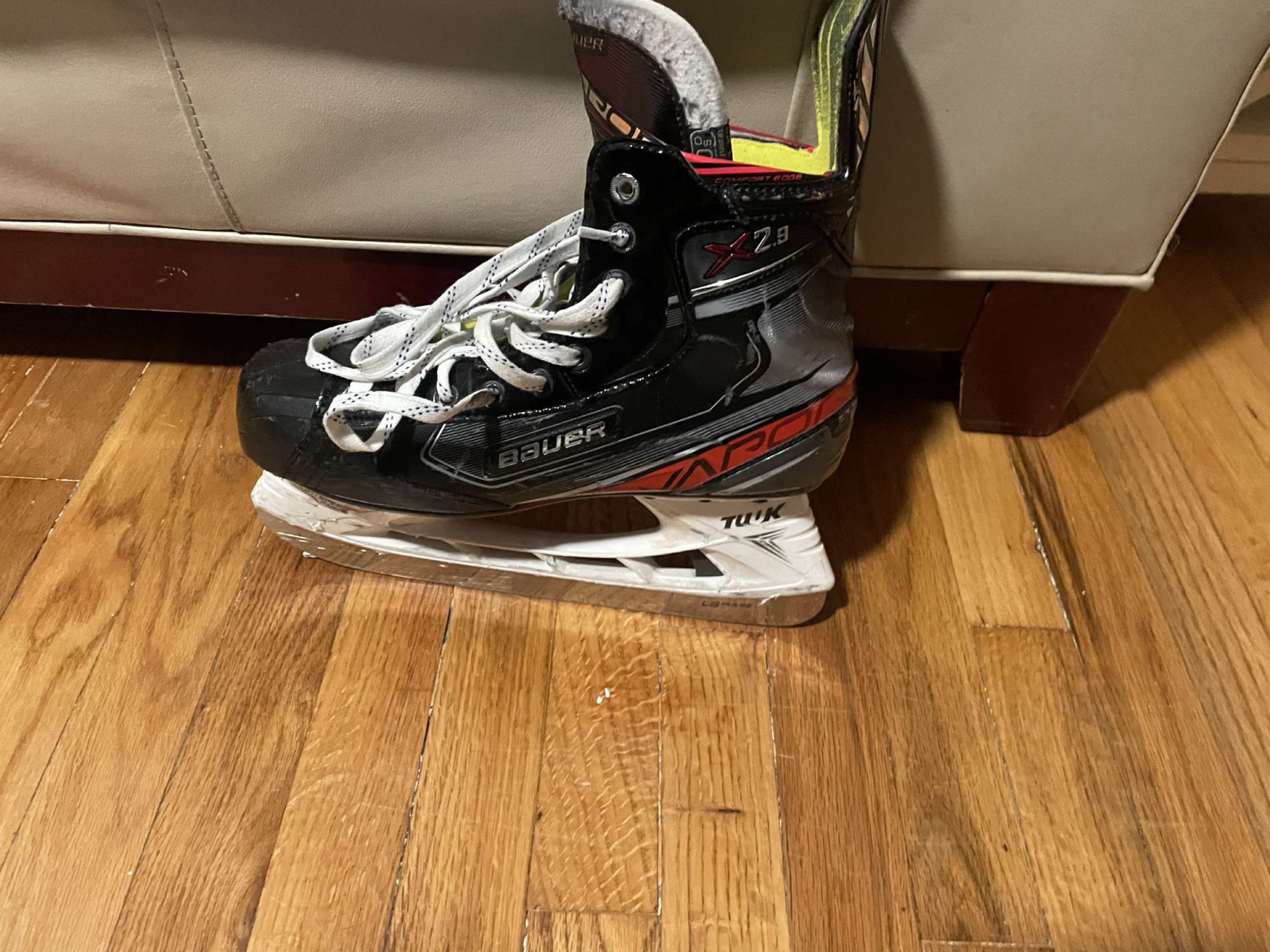 Bauer Vapor X2.9 Hockey Skates with Extra Steel | SidelineSwap