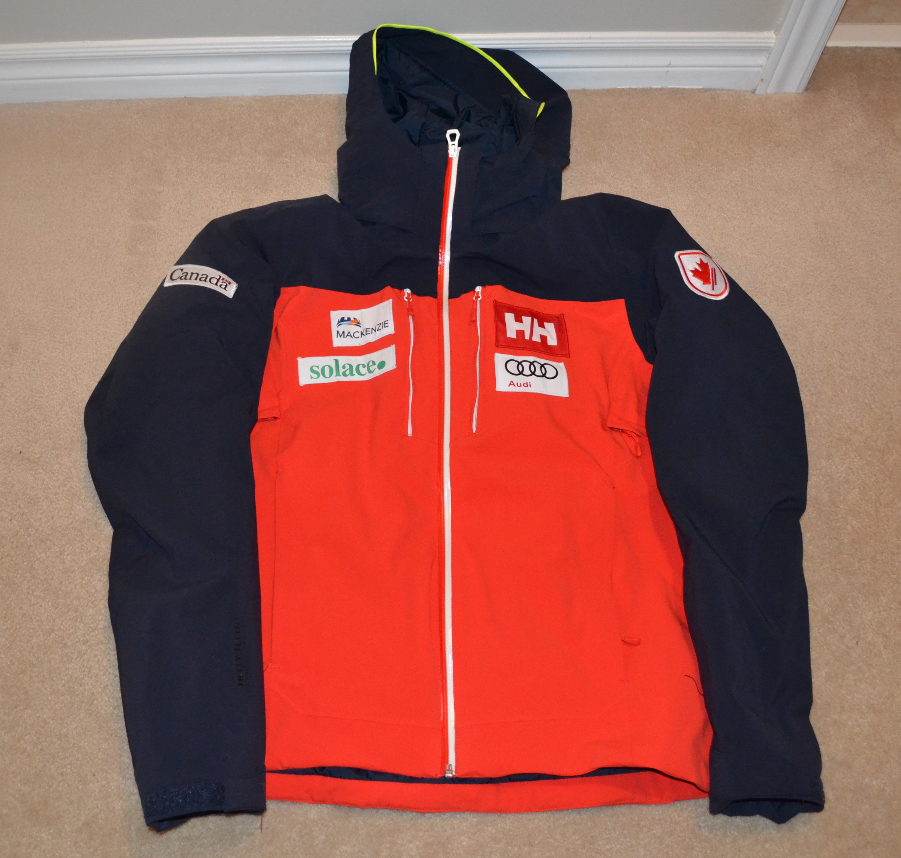 Helly Hansen Alpine Canada insulated ski jacket | SidelineSwap