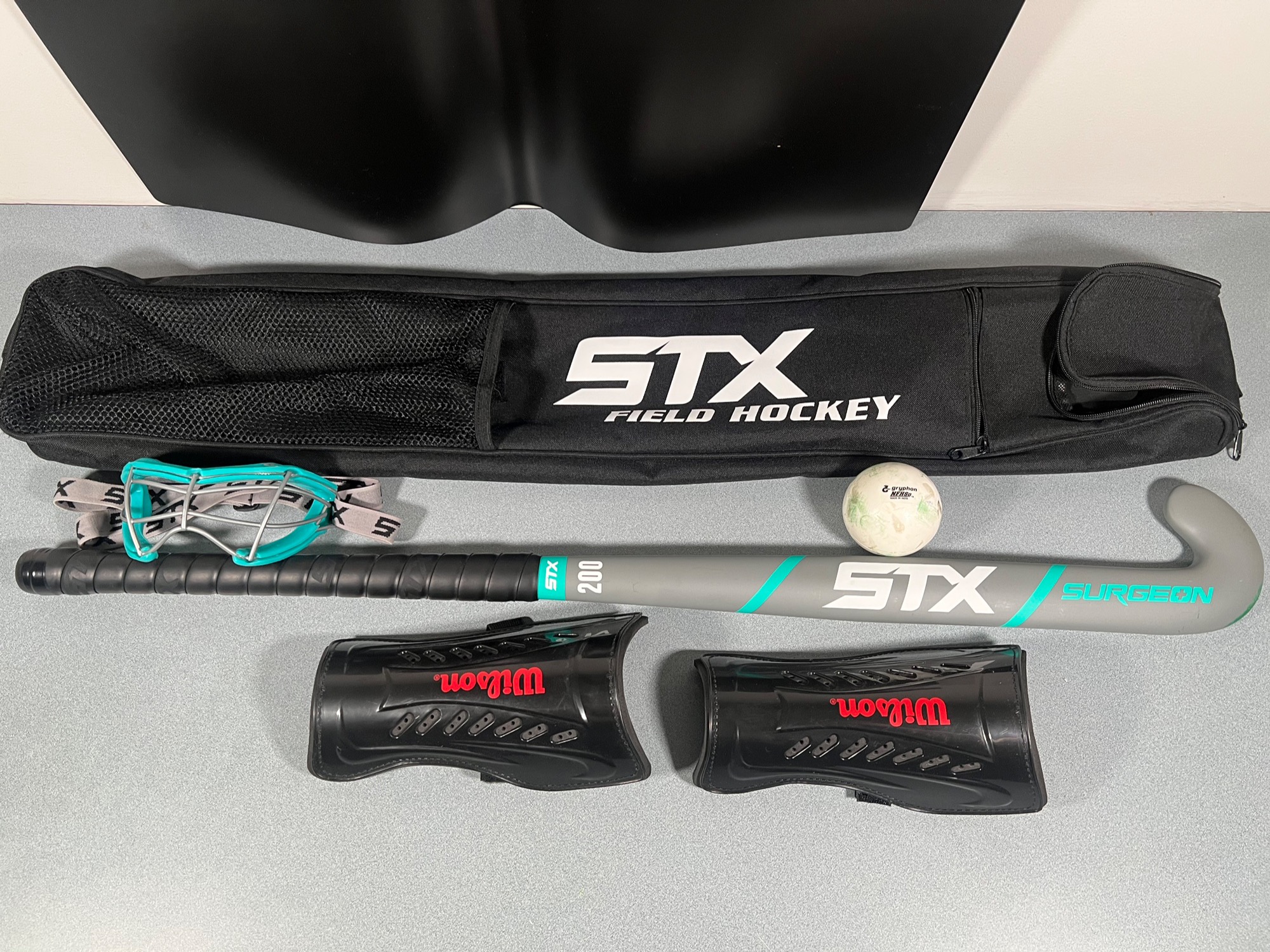 STX Surgeon 200 field hockey stick combo | SidelineSwap