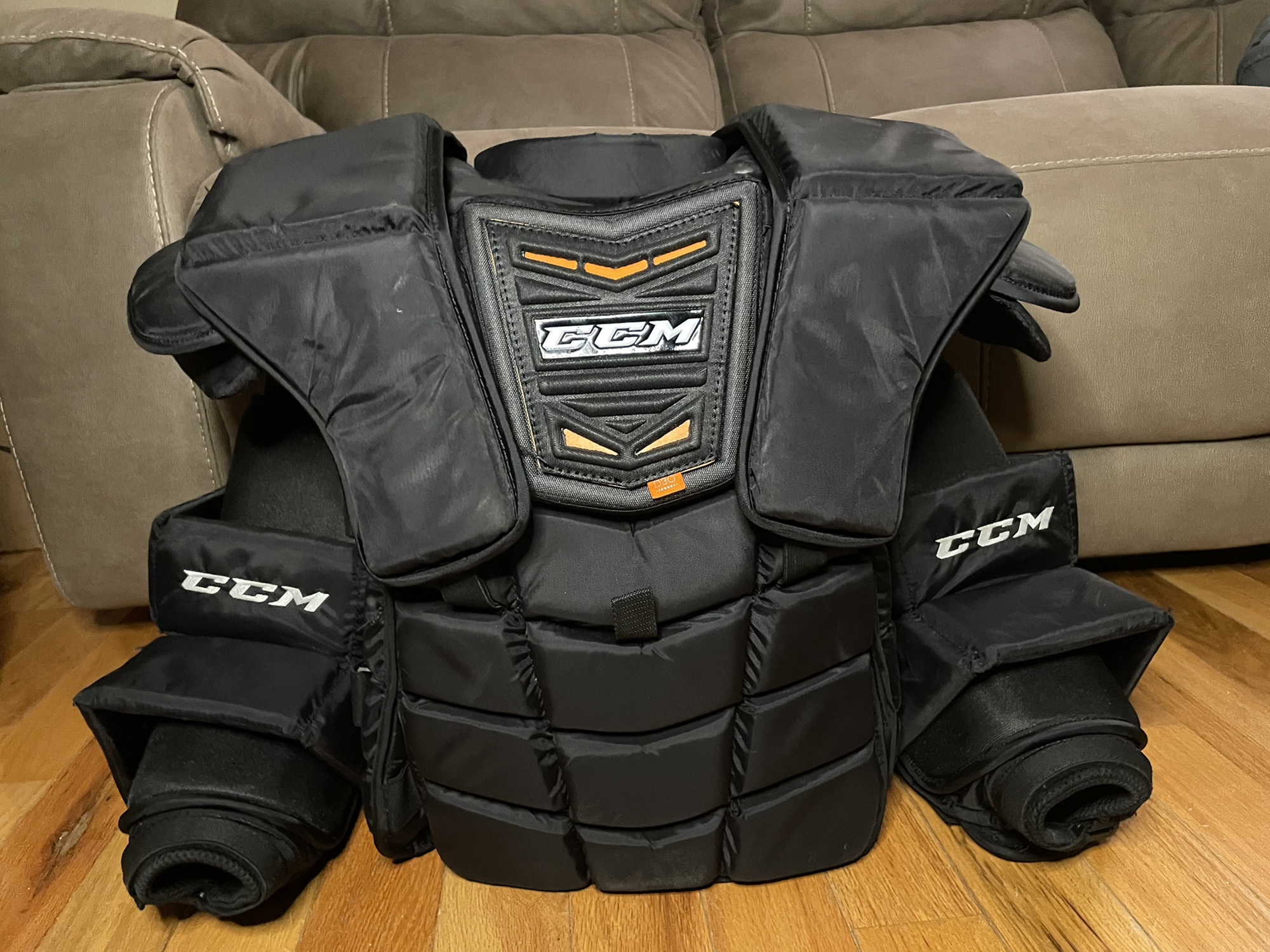 Used CCM AB18 Pro Fit 4 | SidelineSwap