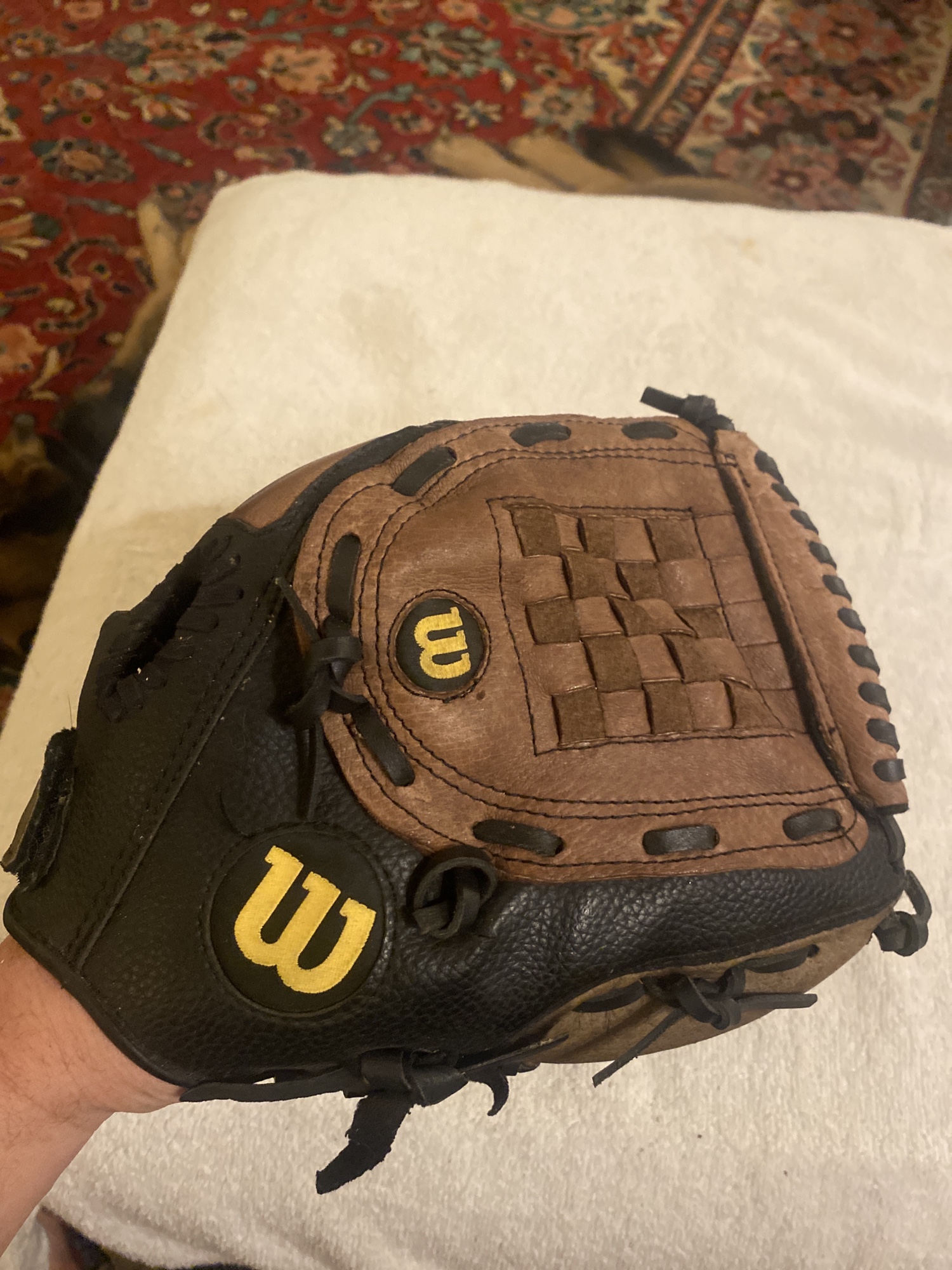 Wilson 11.5” Leather Baseball Glove | SidelineSwap