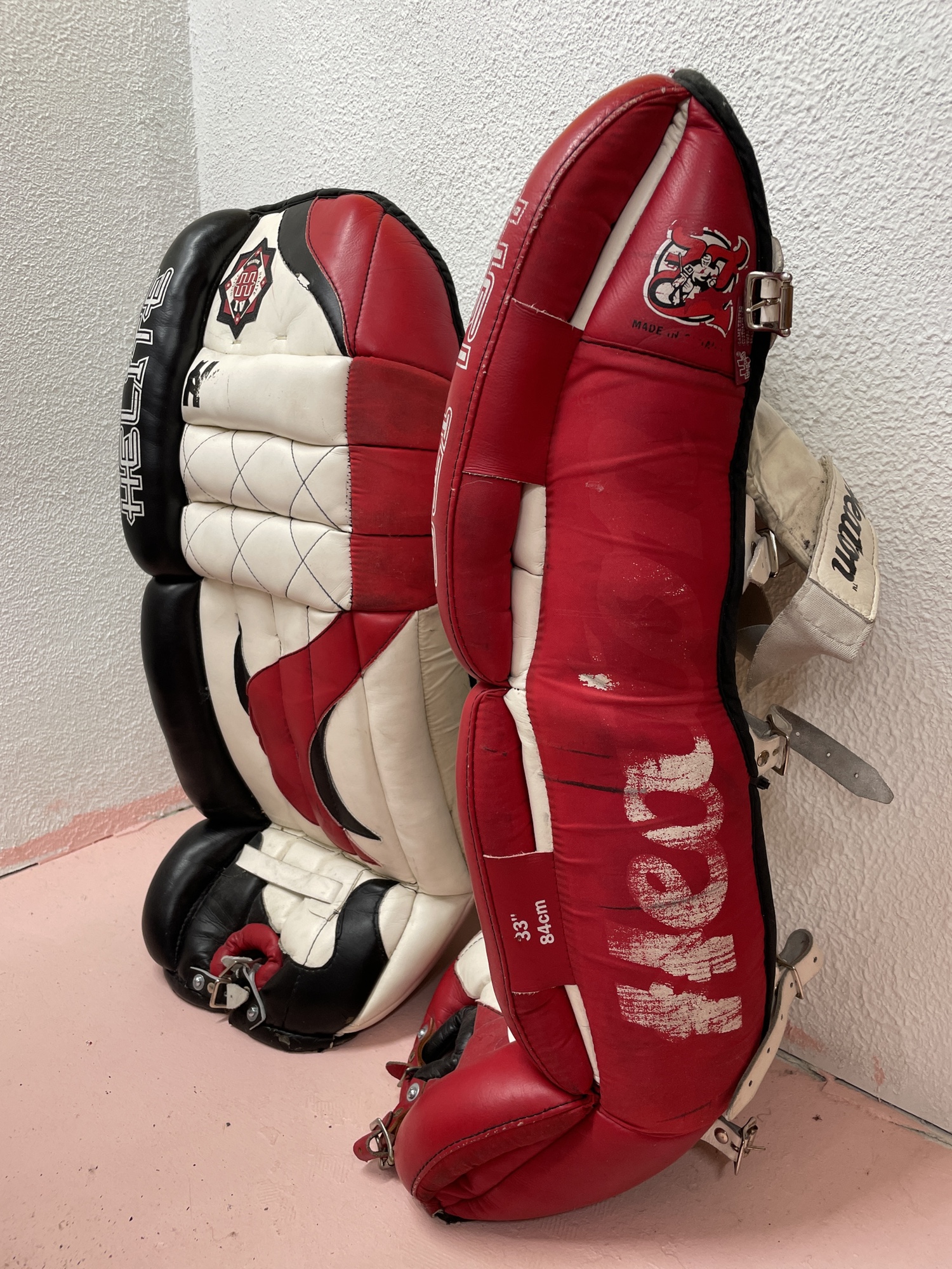 Heaton Helite IV Martin Brodeur 33” | SidelineSwap