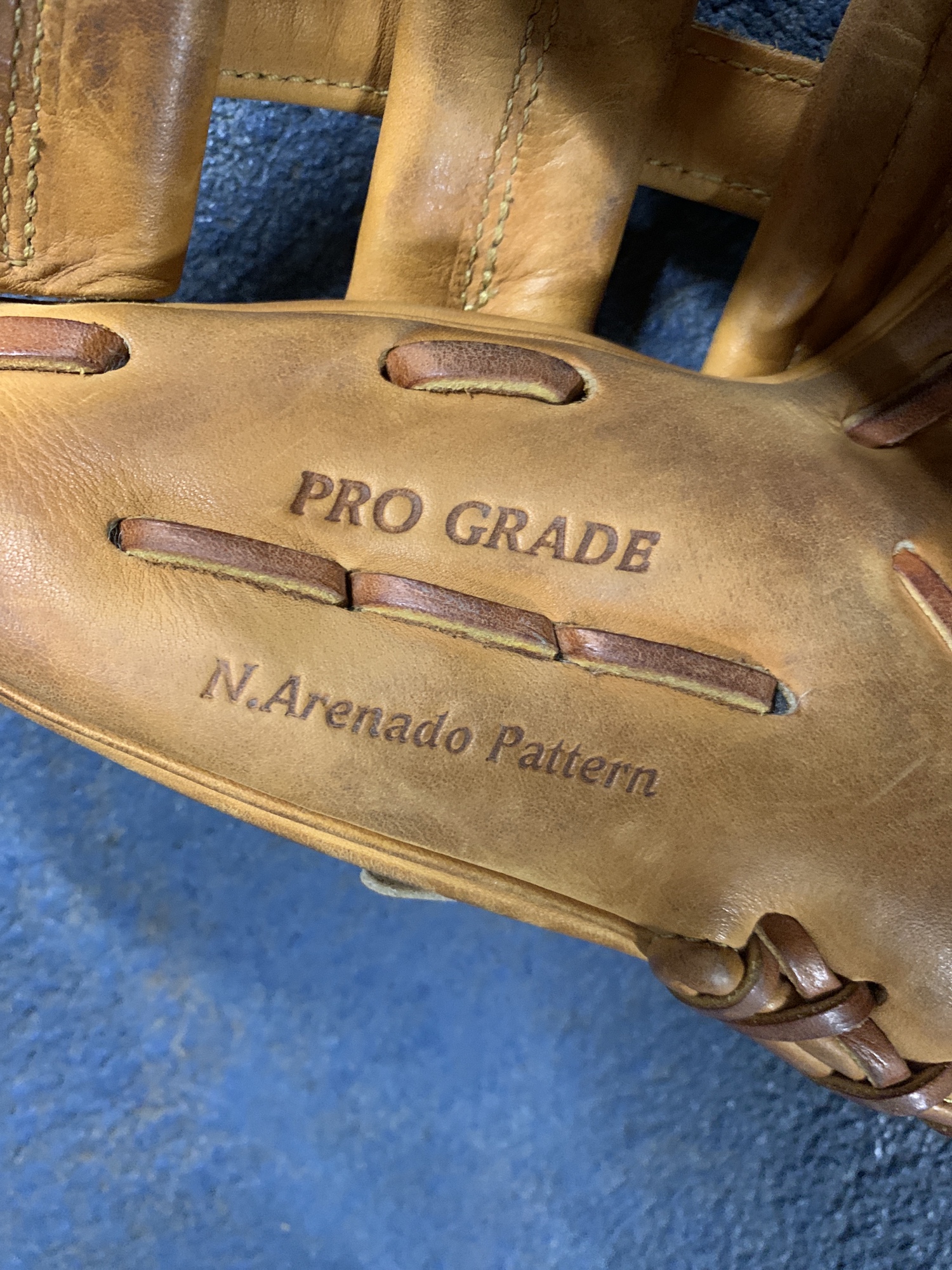 Rawlings Heart of the Hide PRO12-2HT (Nolan Arenado Pattern) | SidelineSwap