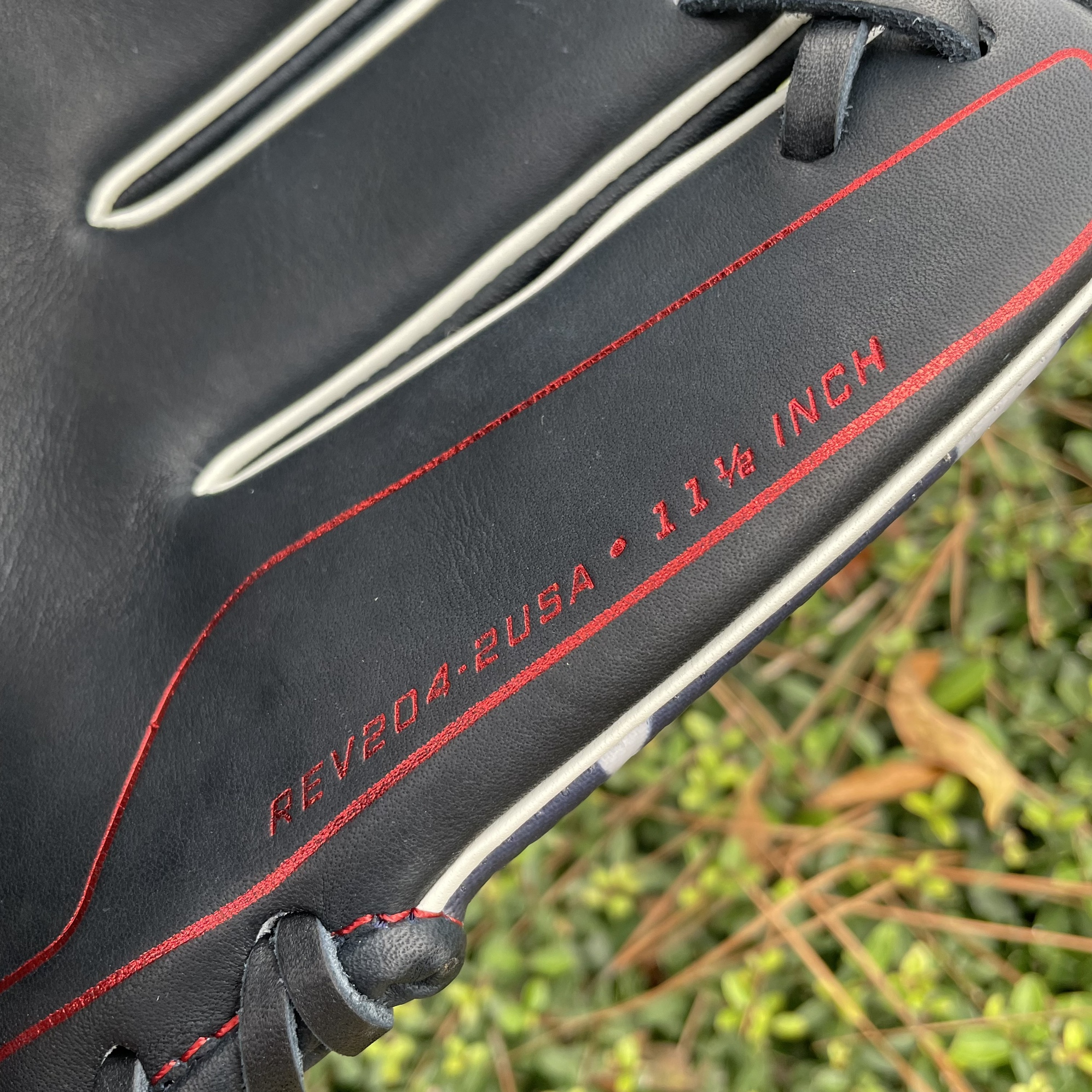NEW RAWLINGS REV1X EXCLUSIVE - 11.5" REV204-2USA | SidelineSwap