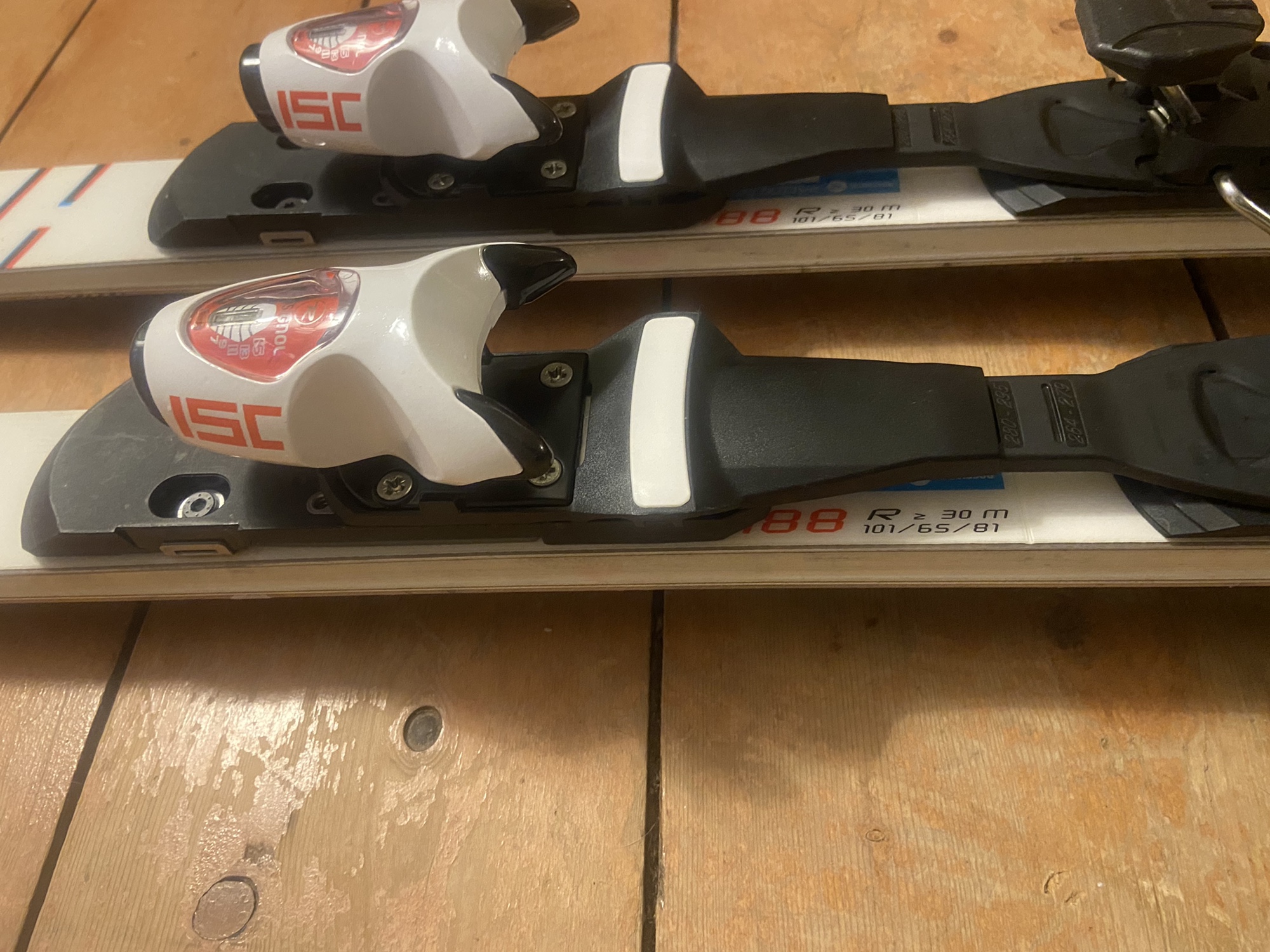 Rossignol Hero FIS GS Europa Cup 30m Radius Skis with SPX 15 Bindings | SidelineSwap