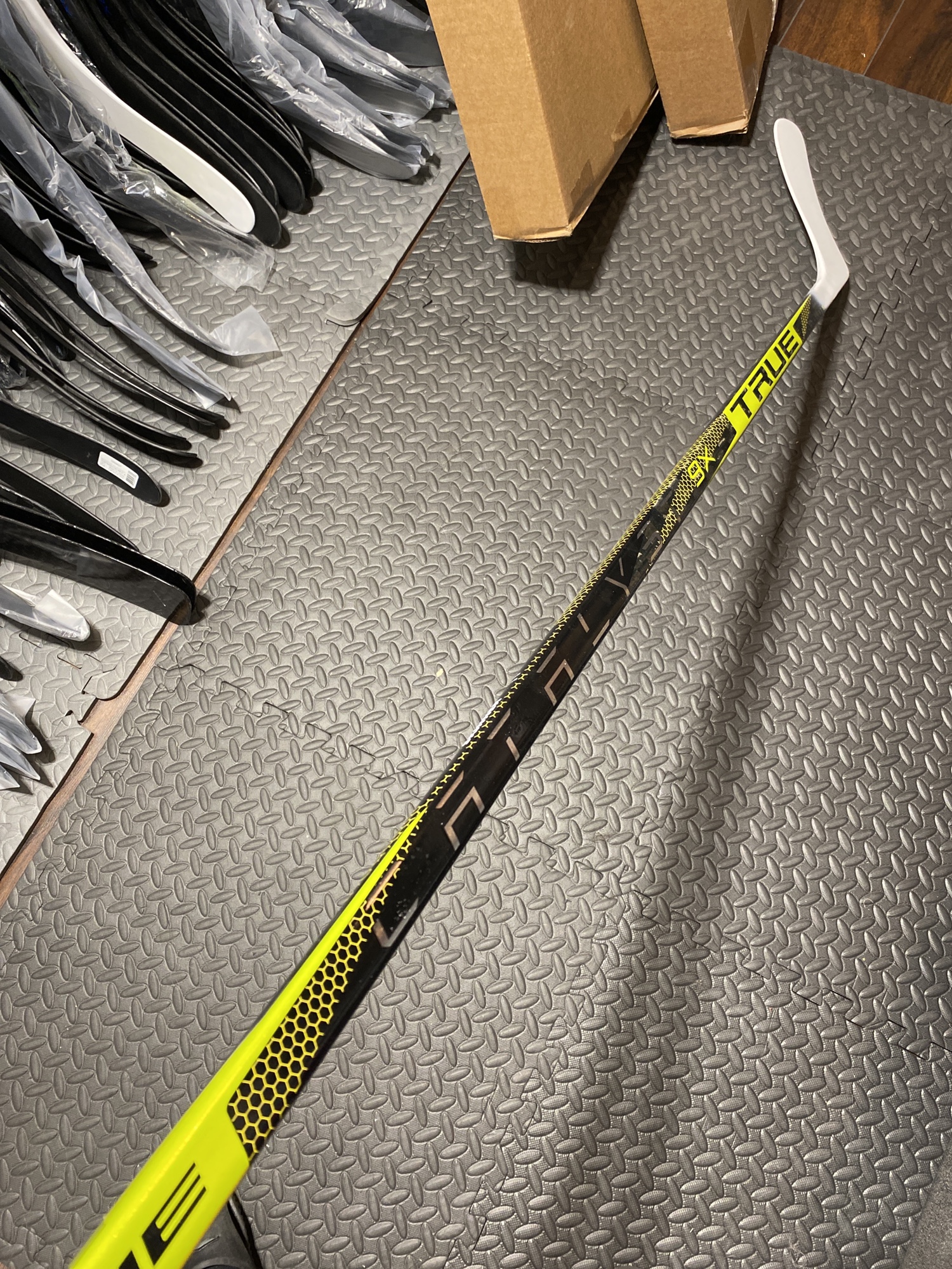 New LH True Catalyst PX Skinner PM9 105 Flex | SidelineSwap