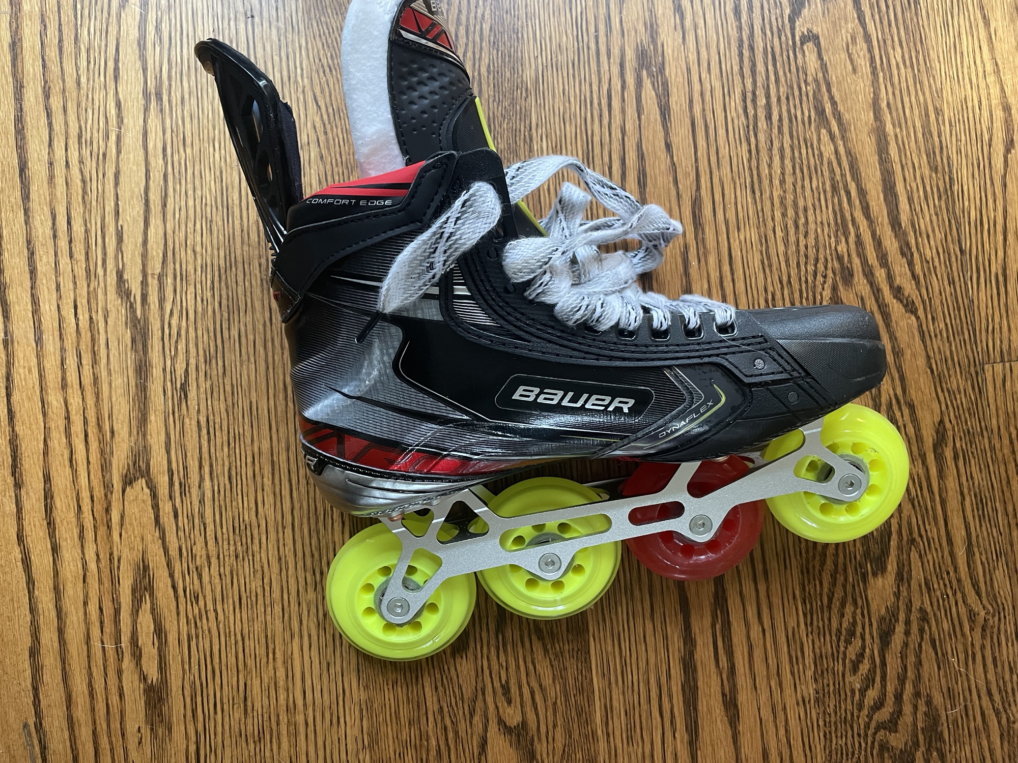 Bauer Vapor 2X Pro in-line/Roller hockey skates. | SidelineSwap