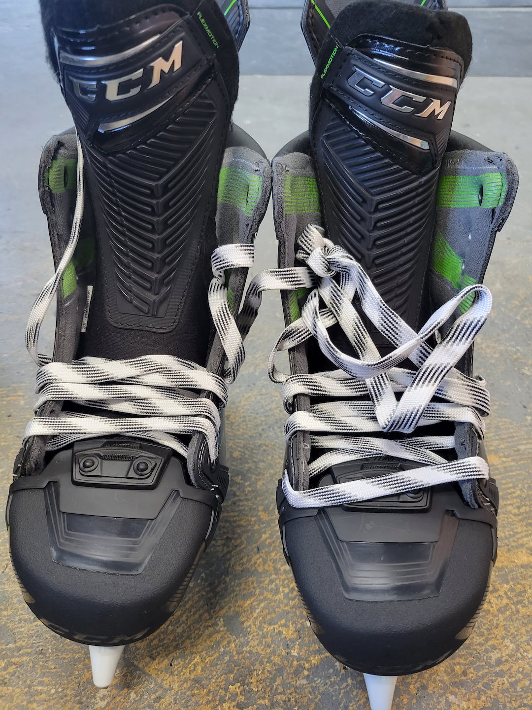 Used Ccm 100k Pro Wide Sample Senior 8 Ice Hockey Skates | SidelineSwap