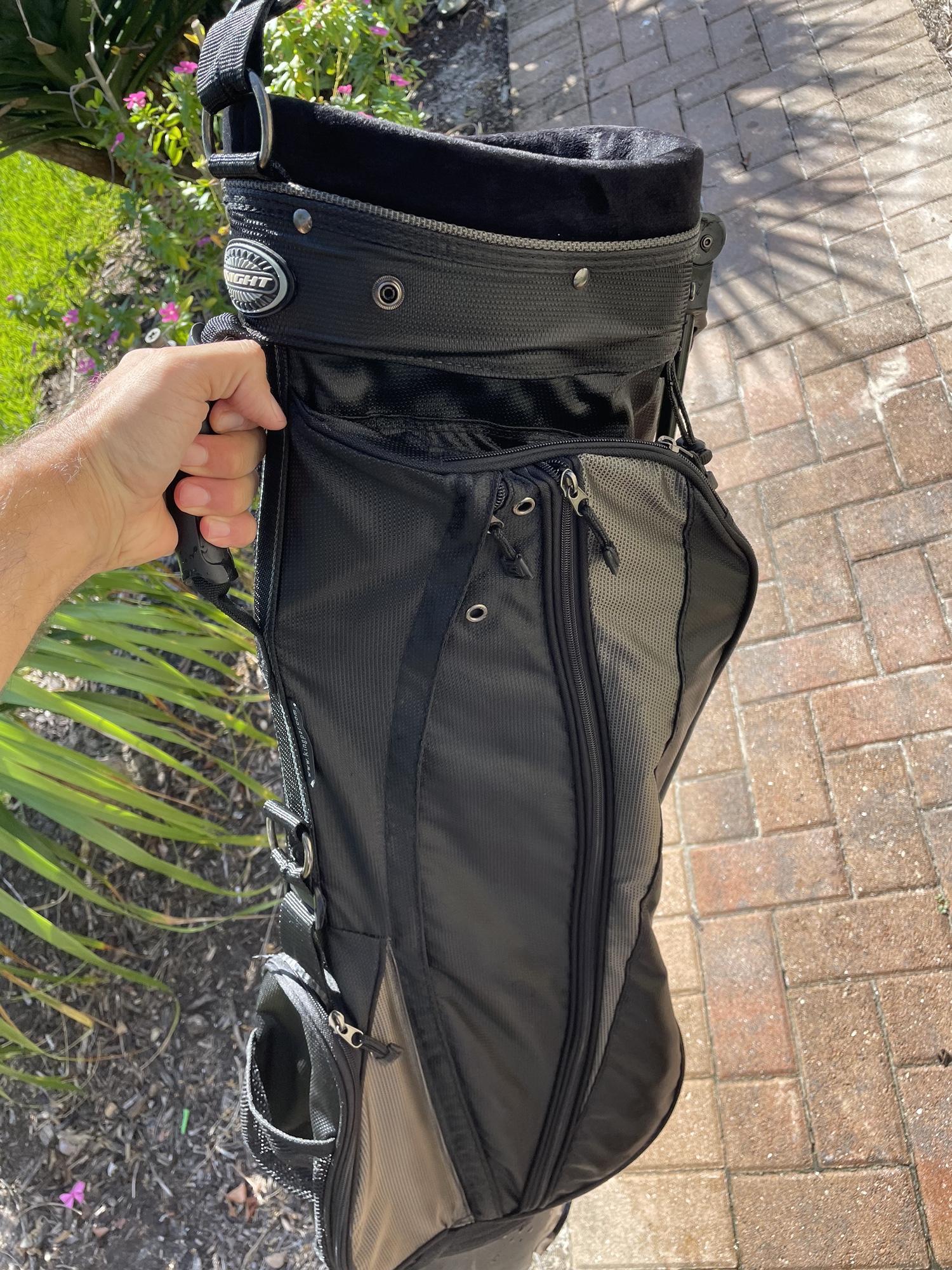 Knight golf stand Bag With 6 Club Divider | SidelineSwap