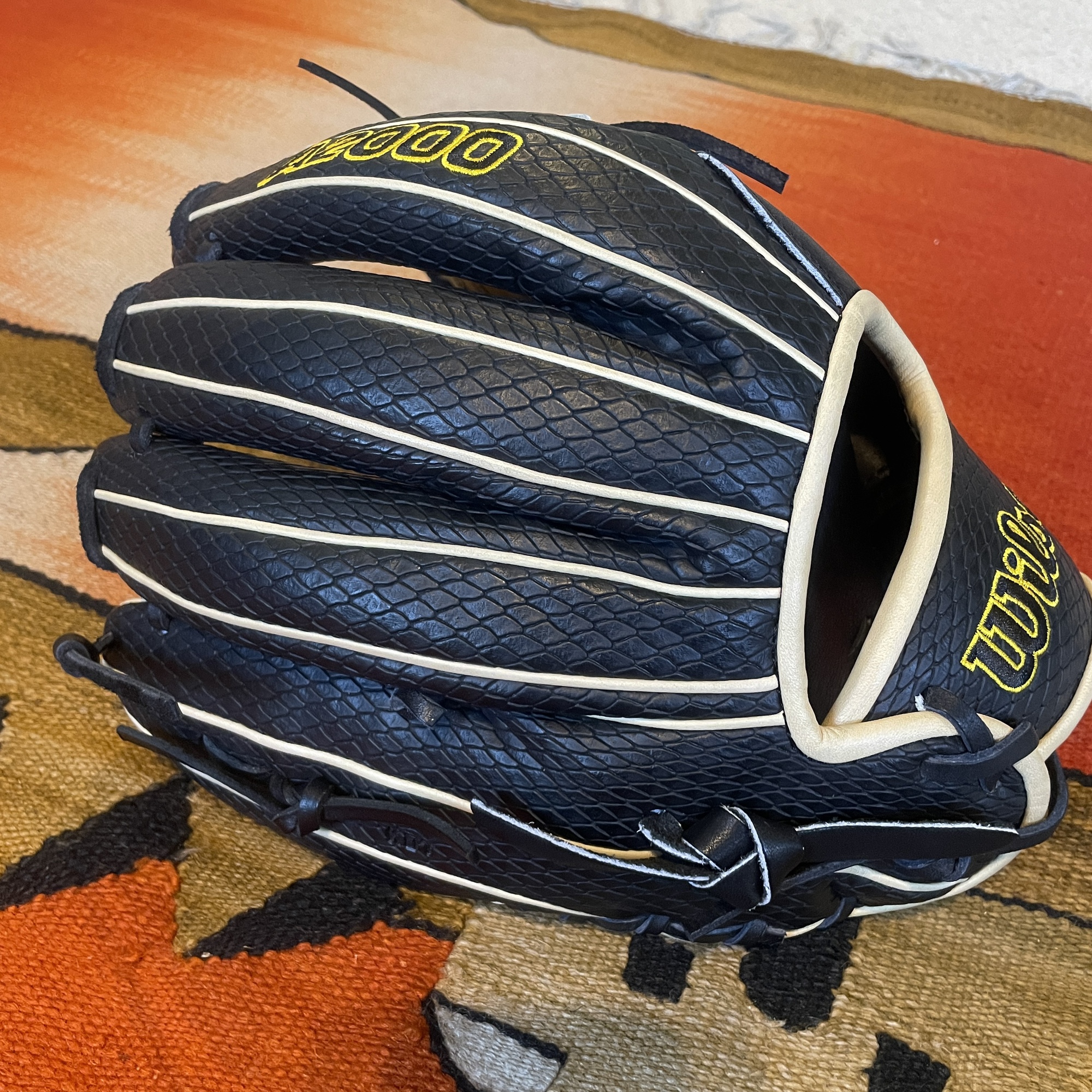 Brand New Without Tags Wilson A2000 Super SnakeSkin KBH13 Baseball ...