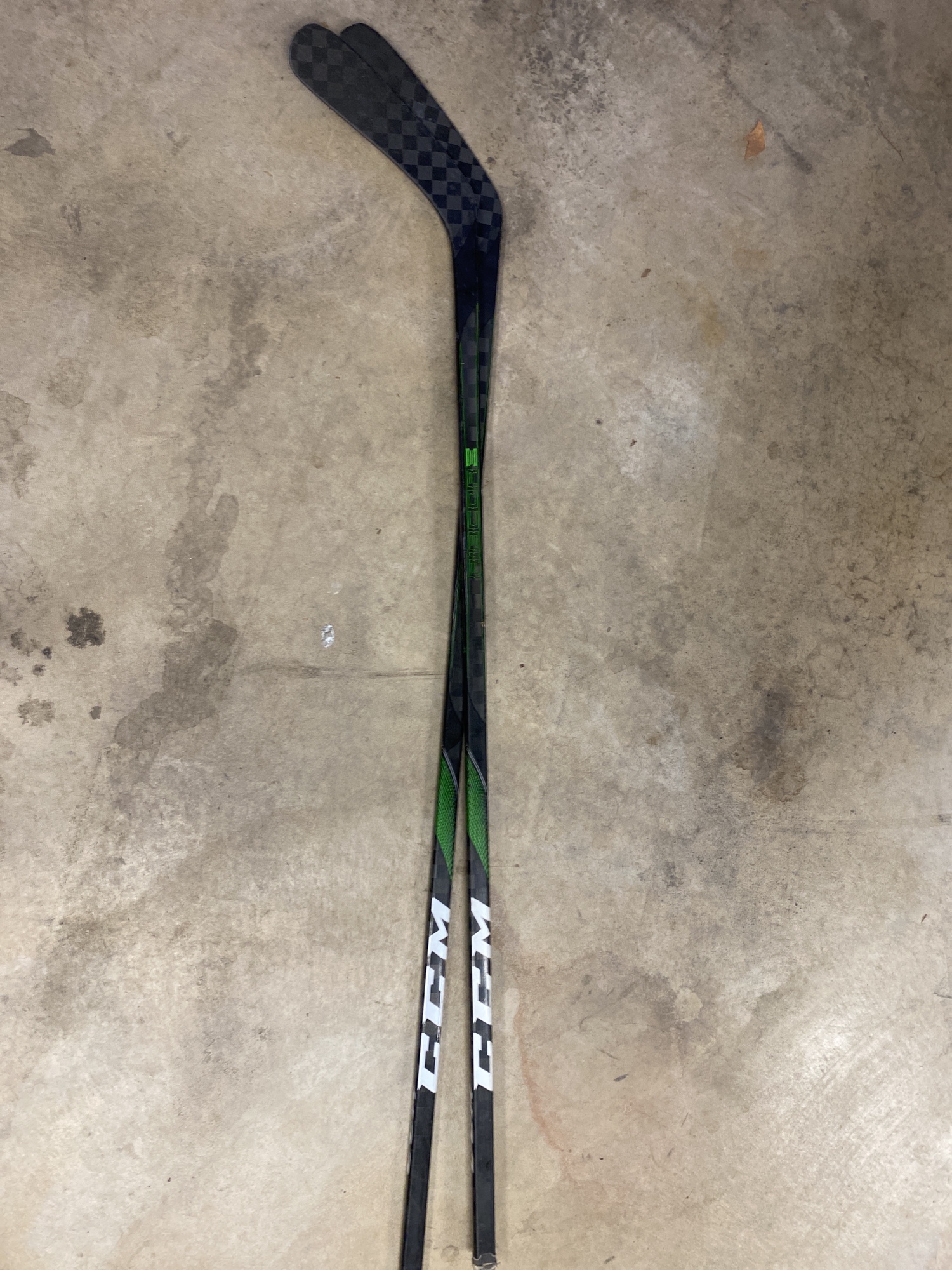 Intermediate Left Hand P29 Pro Stock RibCor Trigger 4 Pro Hockey Stick ...