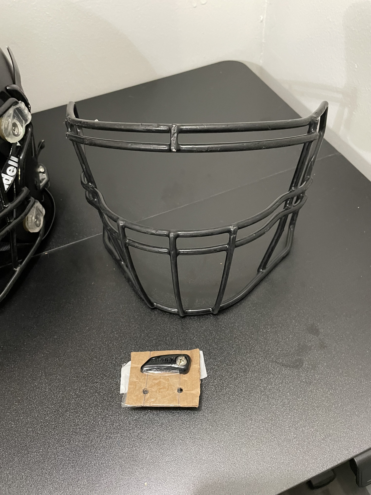Matte Black Adult Large Riddell Speedflex | SidelineSwap